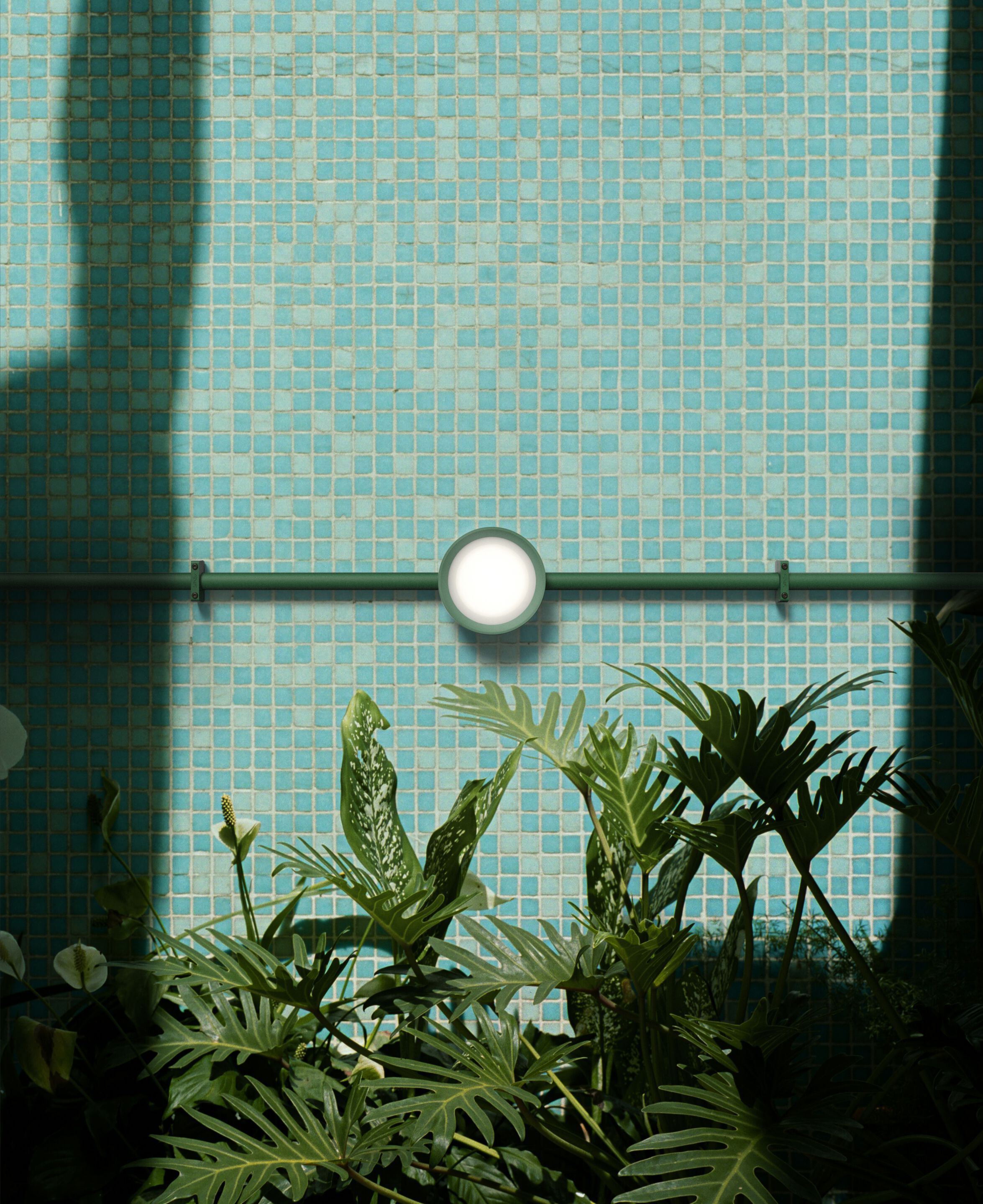 LIGHT DOT COLOR Wall lamp By Genuit