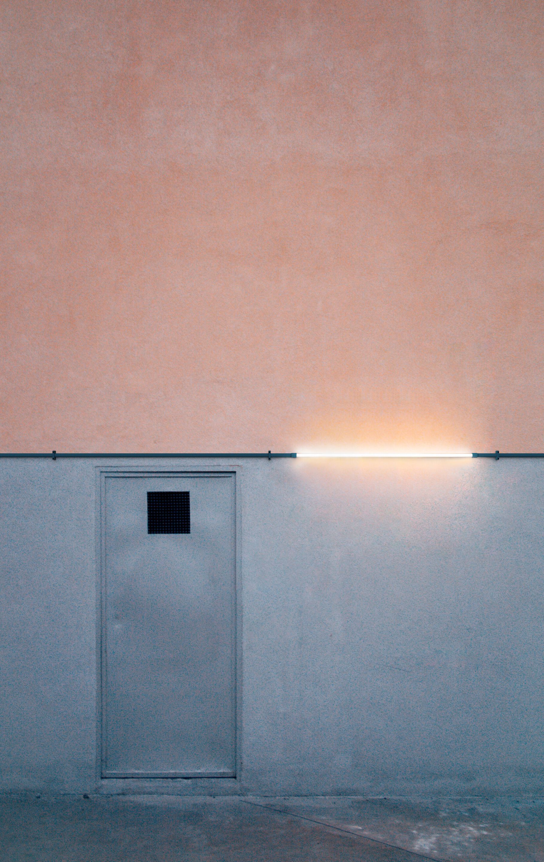 LINE COLOR Linear lighting profile By Genuit