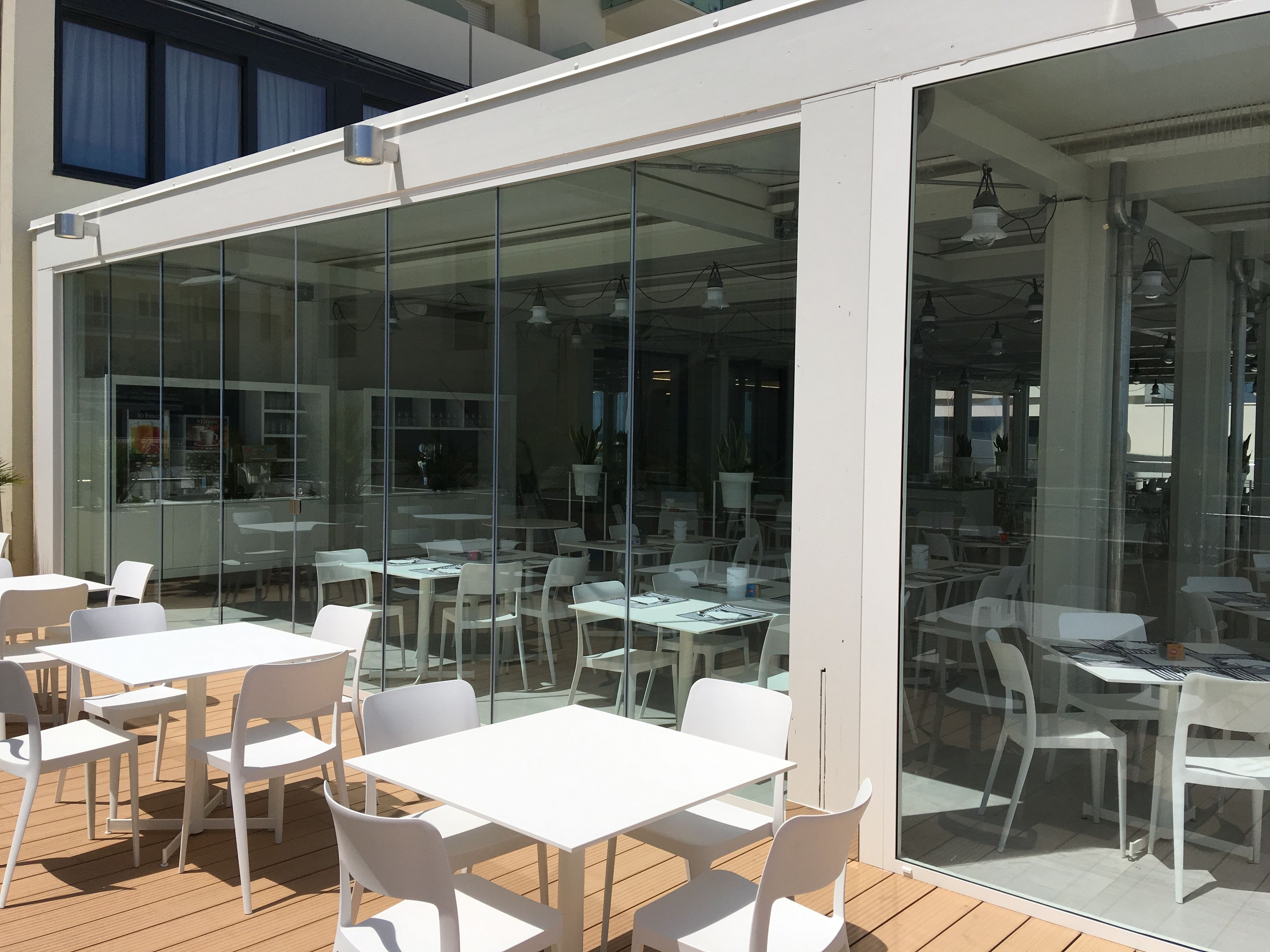 Perimeter windows By STUDIO 66