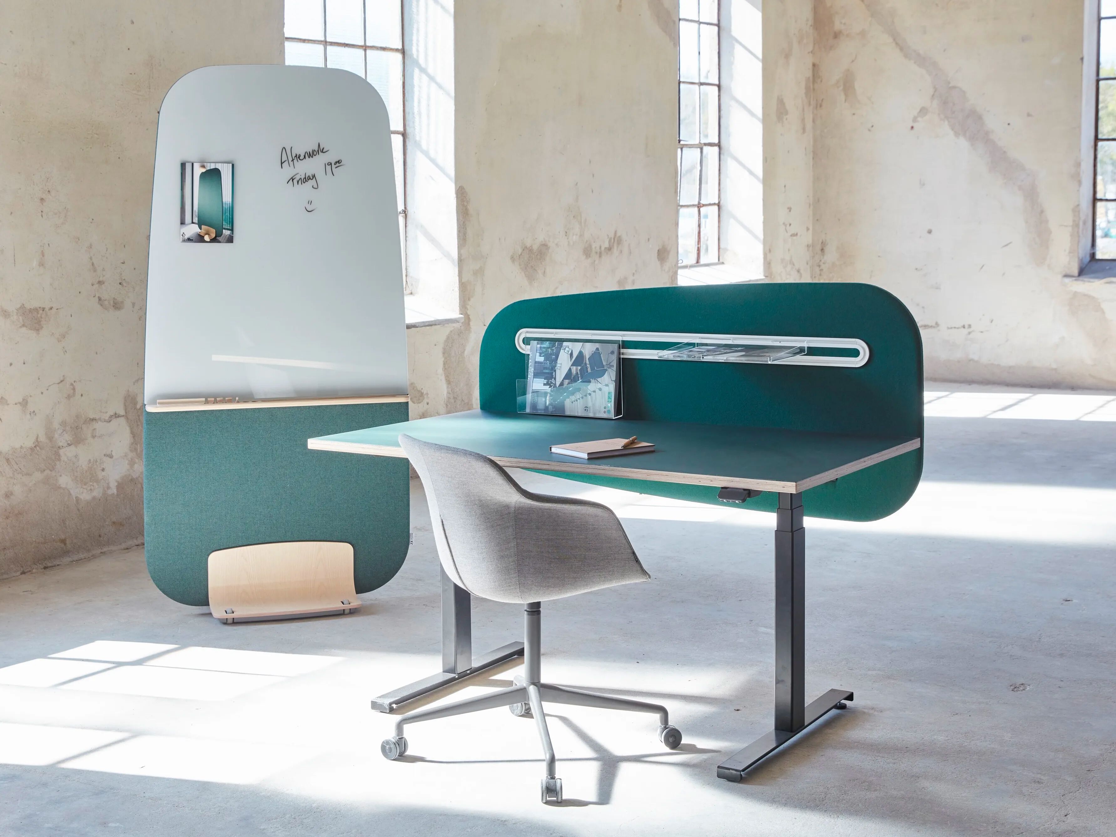 SILUETT floor screen Freestanding office screen By Glimakra of Sweden