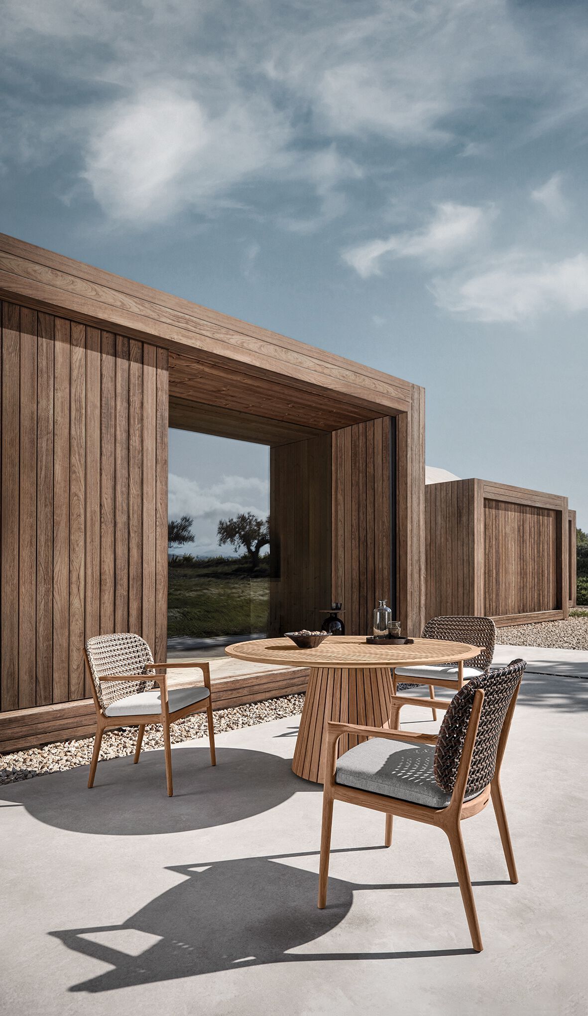 KAY Garden chair By Gloster