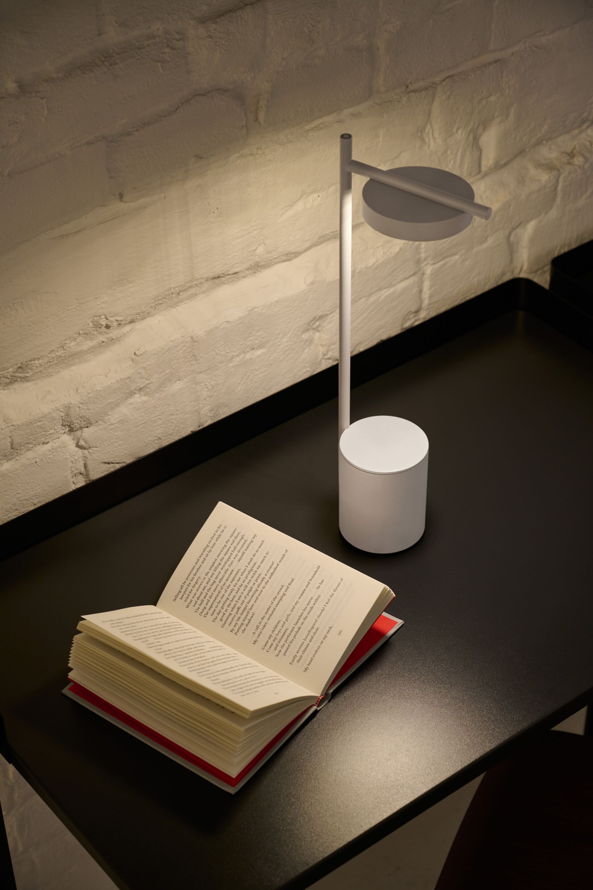 Igram Ig Pt Table Lamp By Grupa