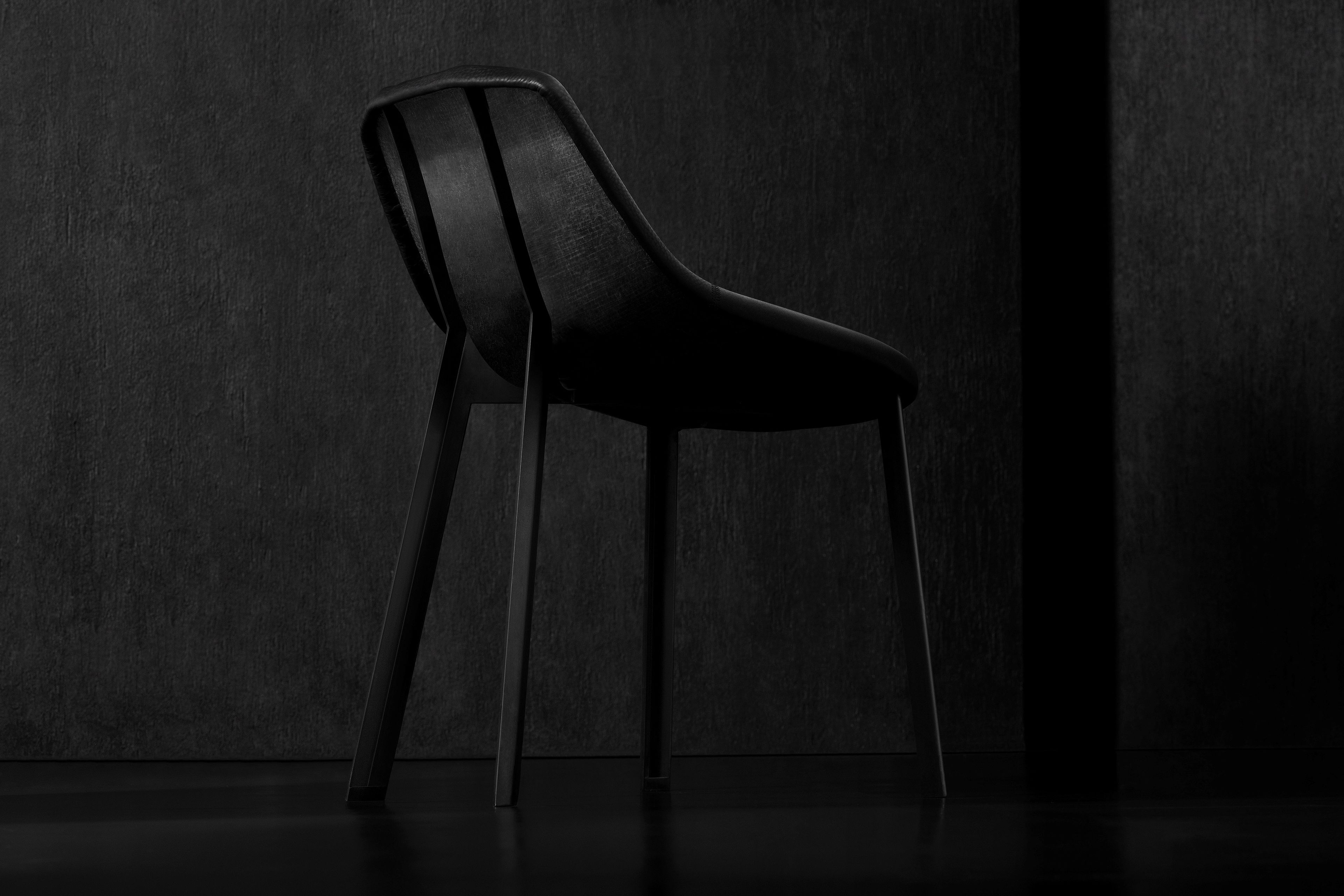 H VOLTAGE Chair By Henge | design Ugo Cacciatori