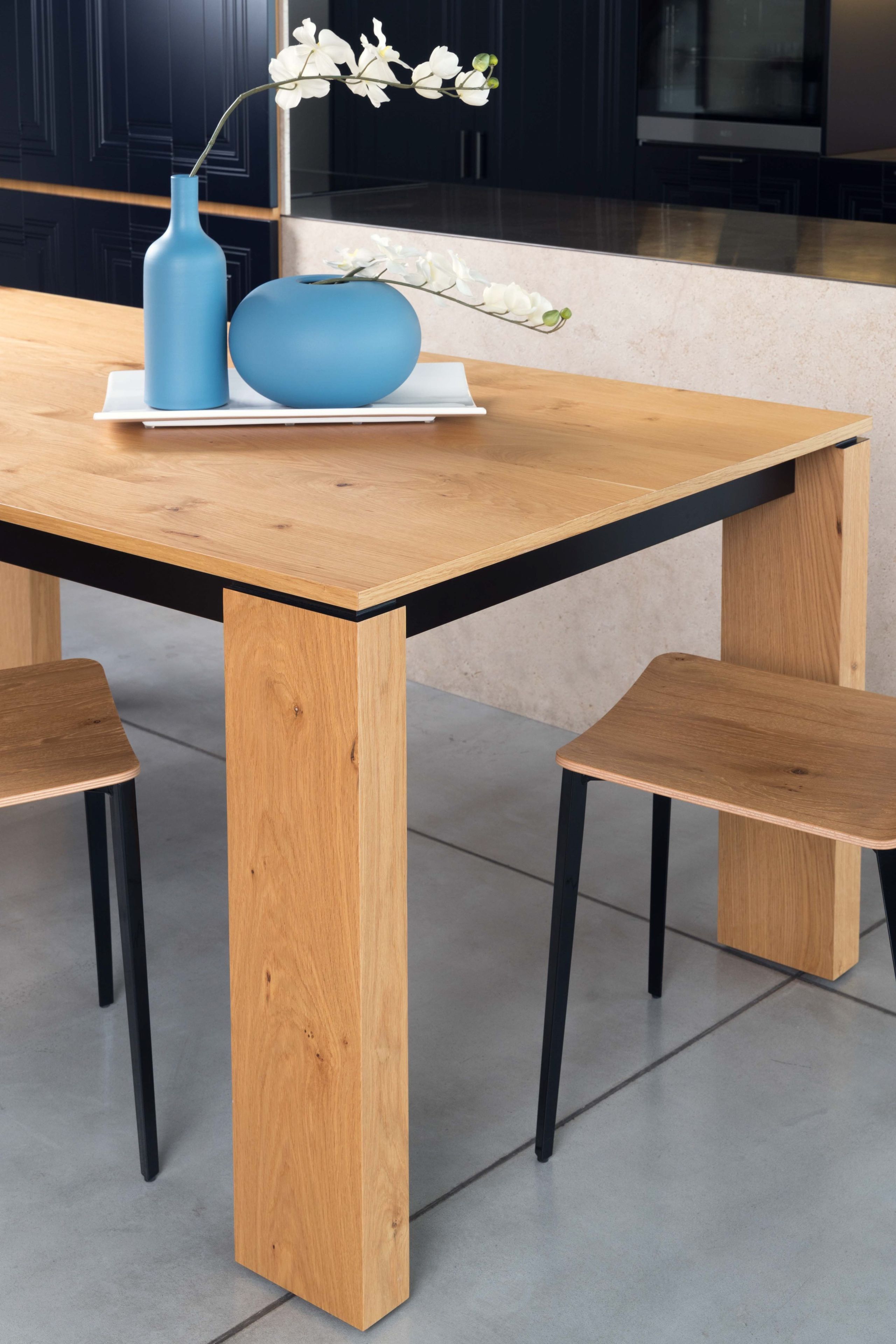 HAIR table By Maiullari