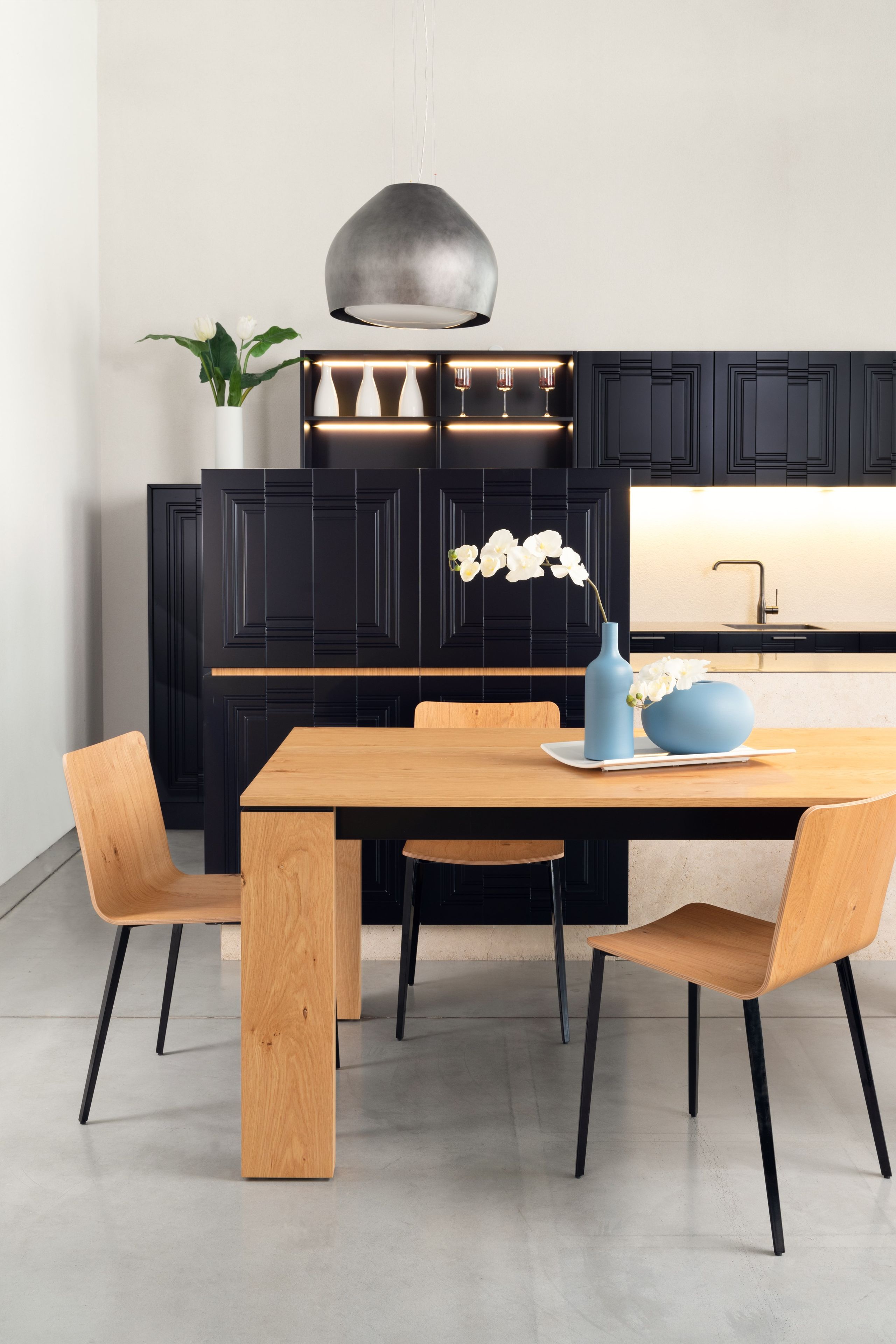 HAIR table By Maiullari