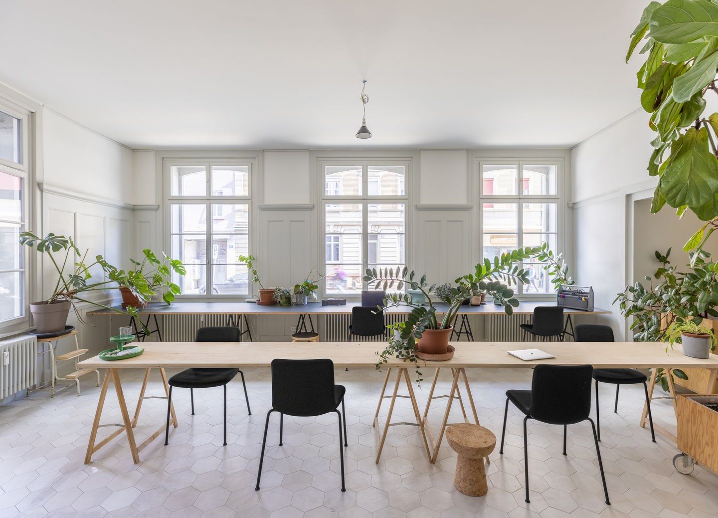 HAL SOFT TUBE STACKABLE Upholstered stackable fabric chair By Vitra ...