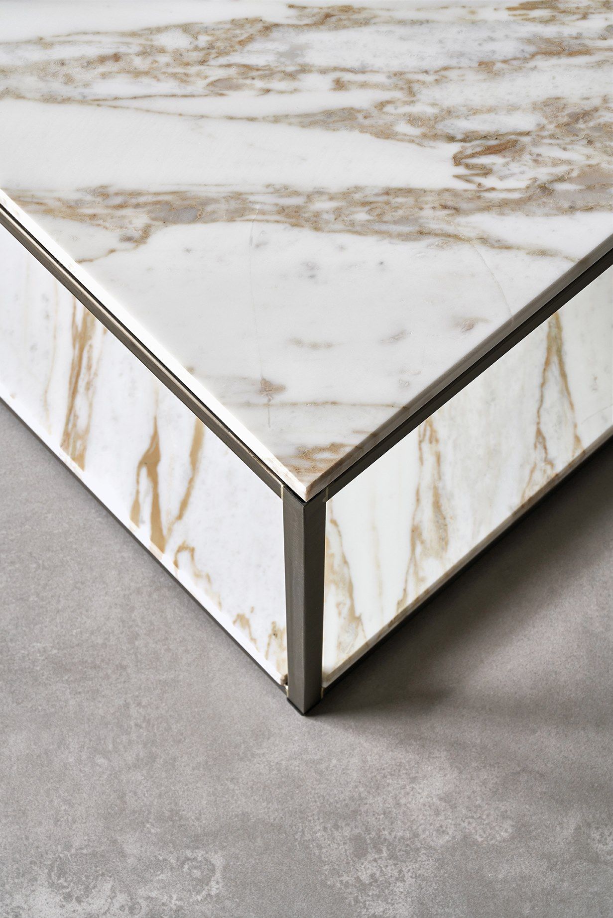 HARDY | Rectangular coffee table By Meridiani