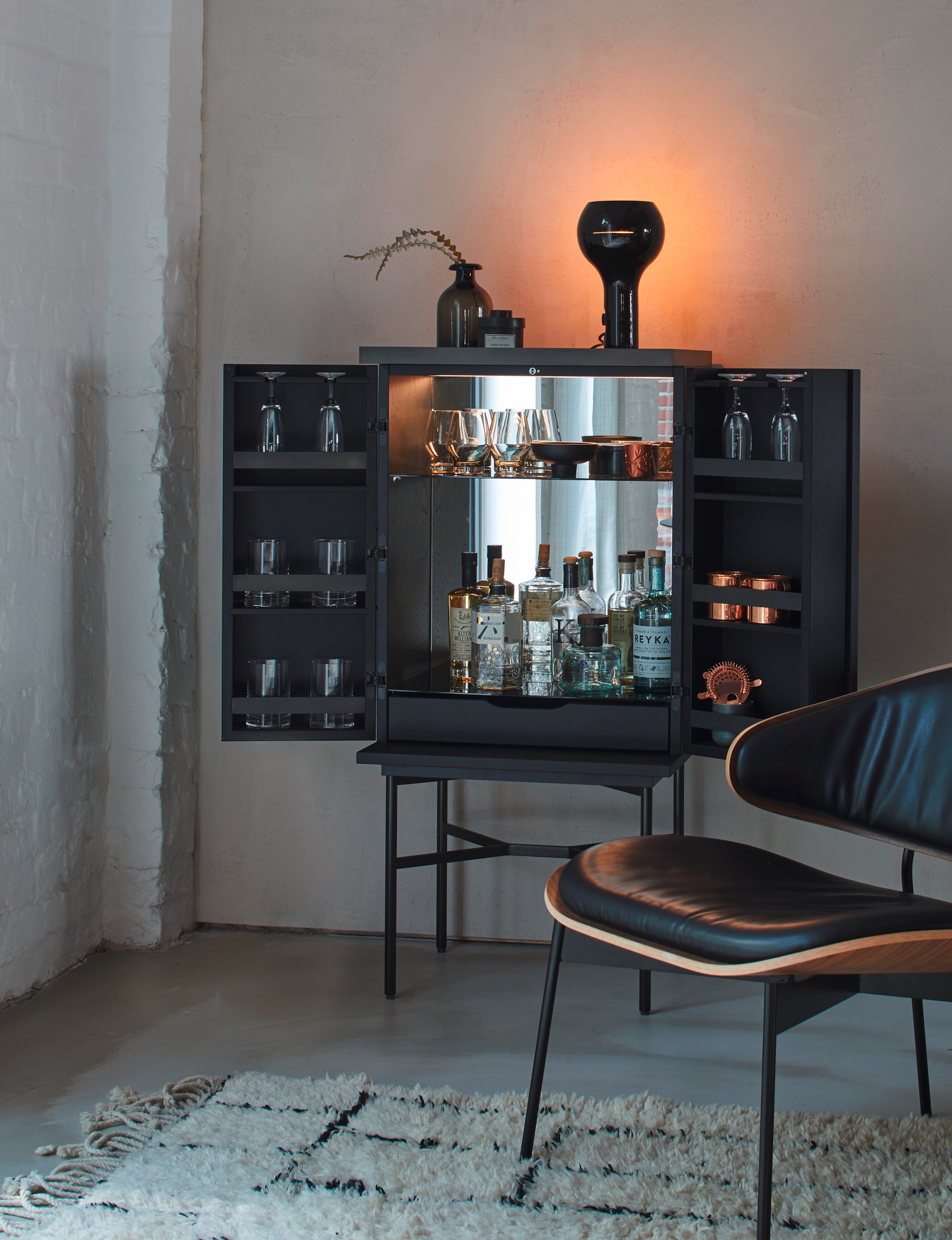 HARRI | Mobile bar By more design Peter Fehrentz
