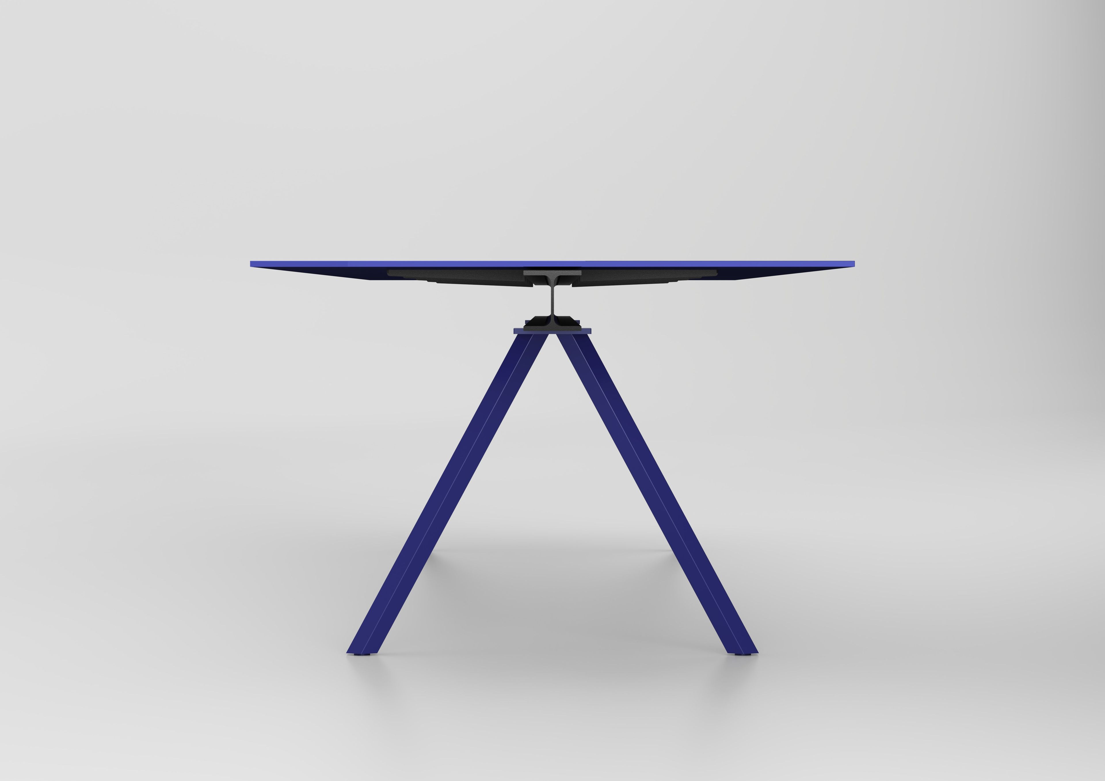 HEB Table By Desalto | design Francesco Rota
