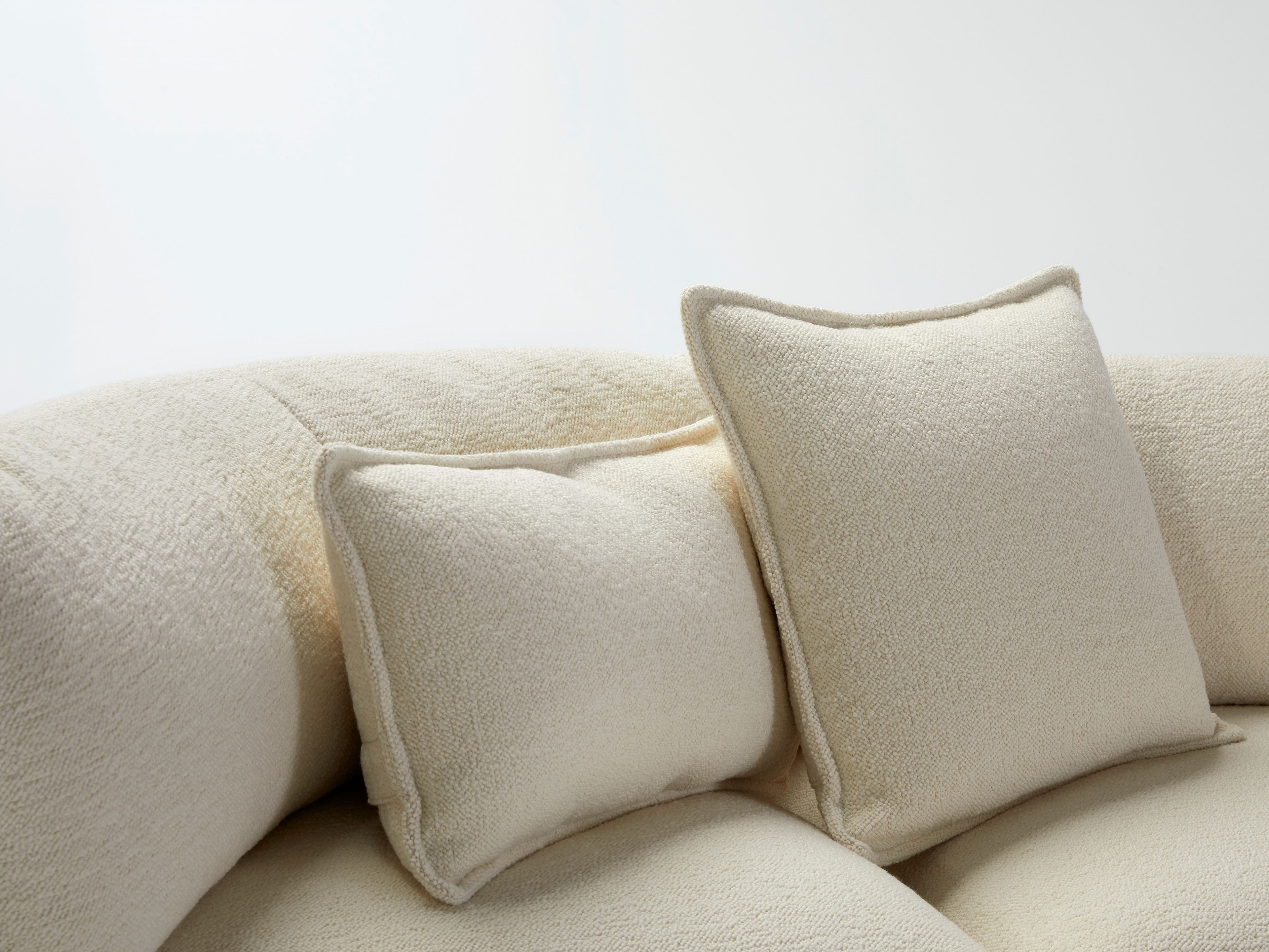 HEARTH CLASSIC | Curved sofa 3 seater curved fabric sofa By Ross Gardam