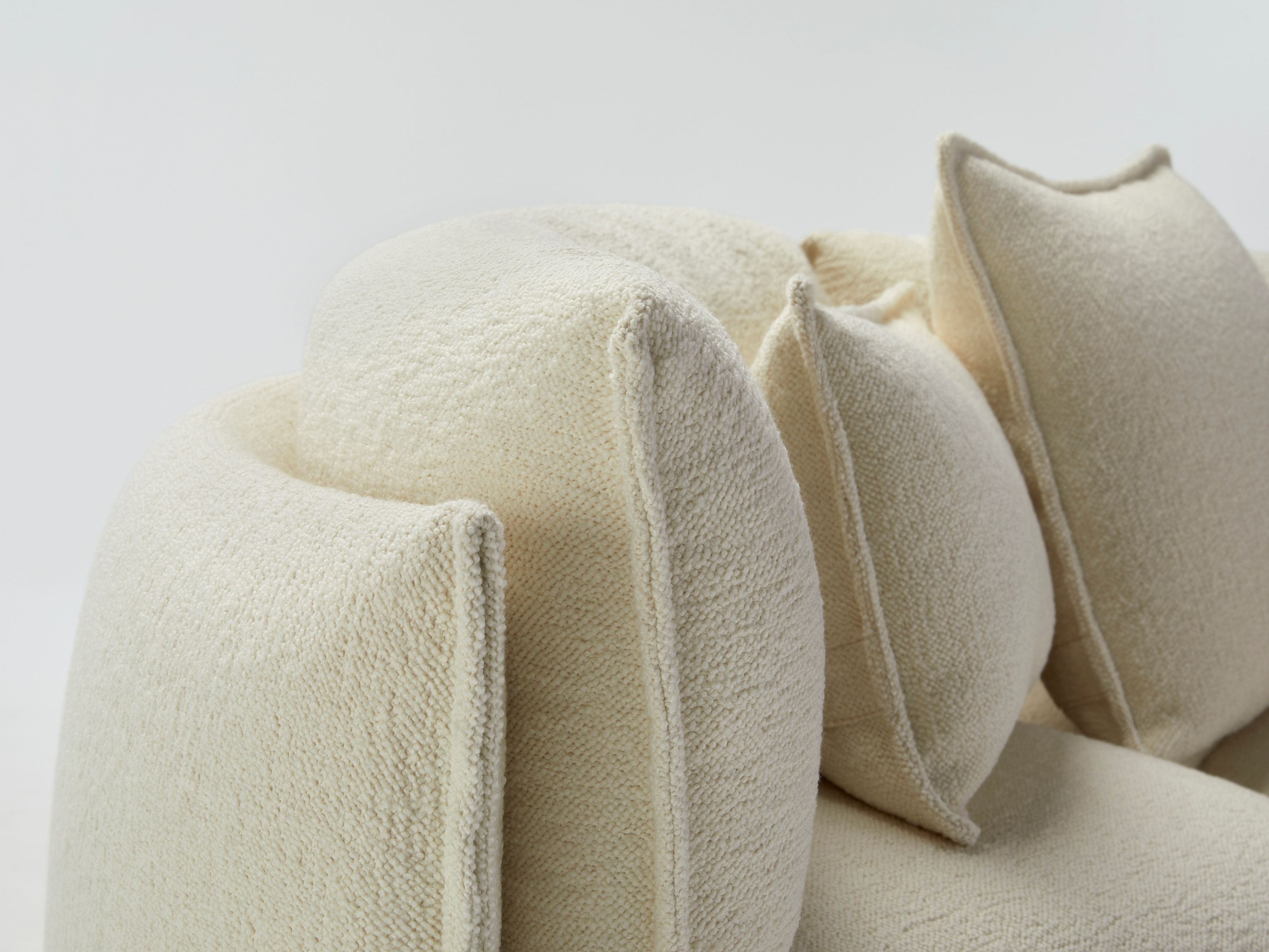 HEARTH CLASSIC | Curved sofa 3 seater curved fabric sofa By Ross Gardam