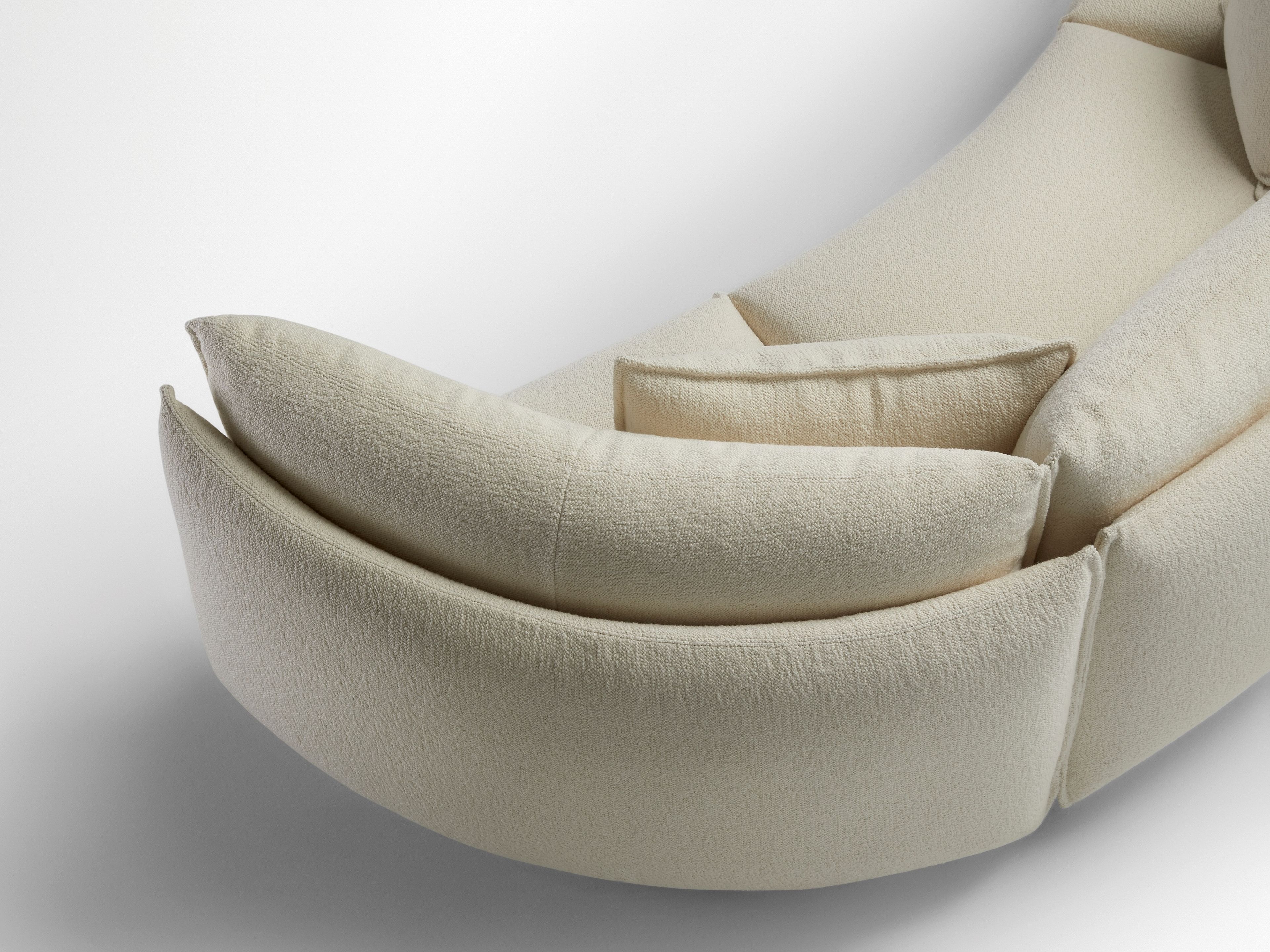 HEARTH CLASSIC | Curved sofa 3 seater curved fabric sofa By Ross Gardam