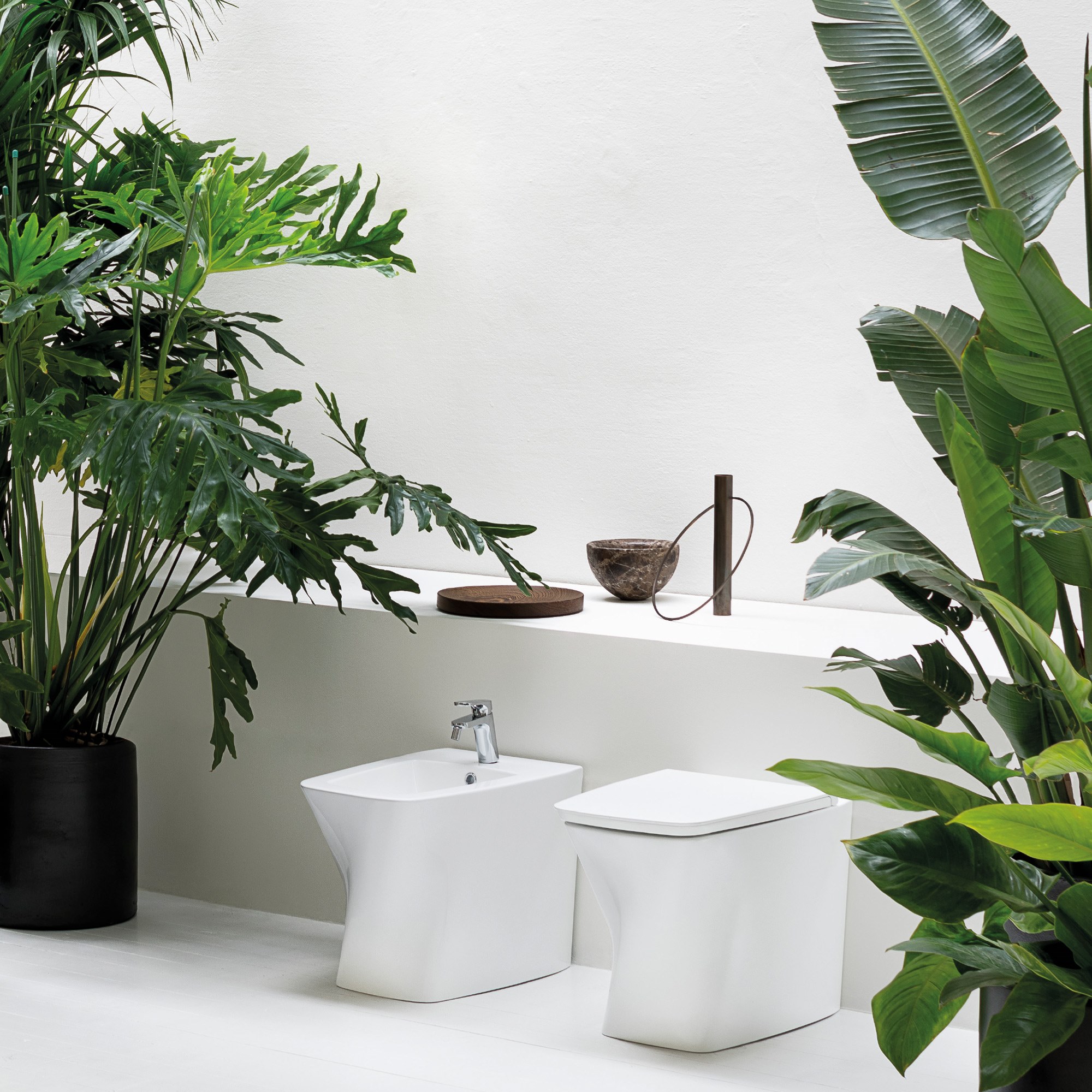 HERA Floor mounted ceramic toilet By Azzurra Ceramica | design Daniel ...