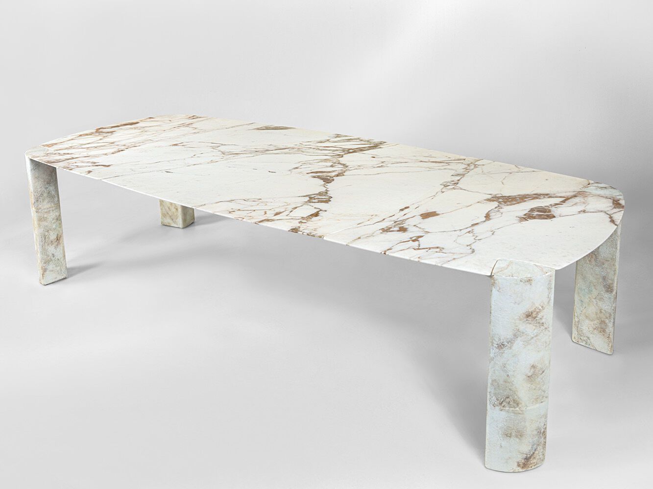 MERAKI Table By HESSENTIA