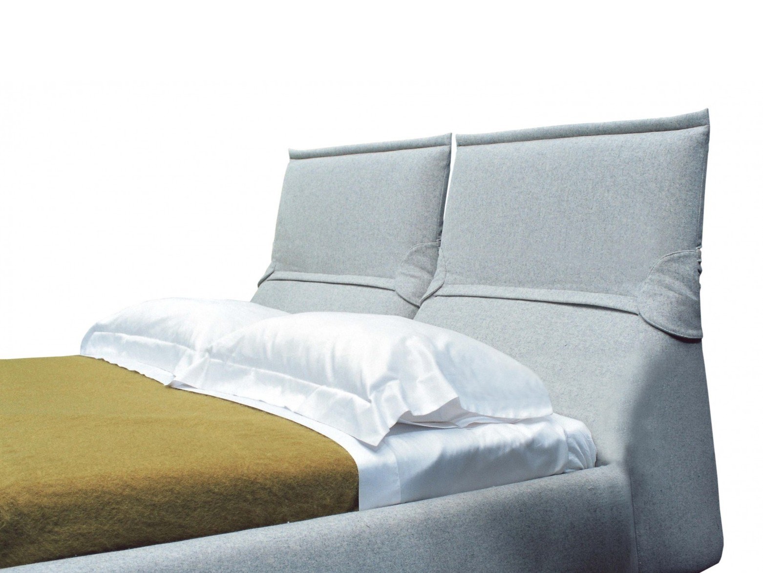 HIGHLANDS | Bed By Moroso design Patricia Urquiola
