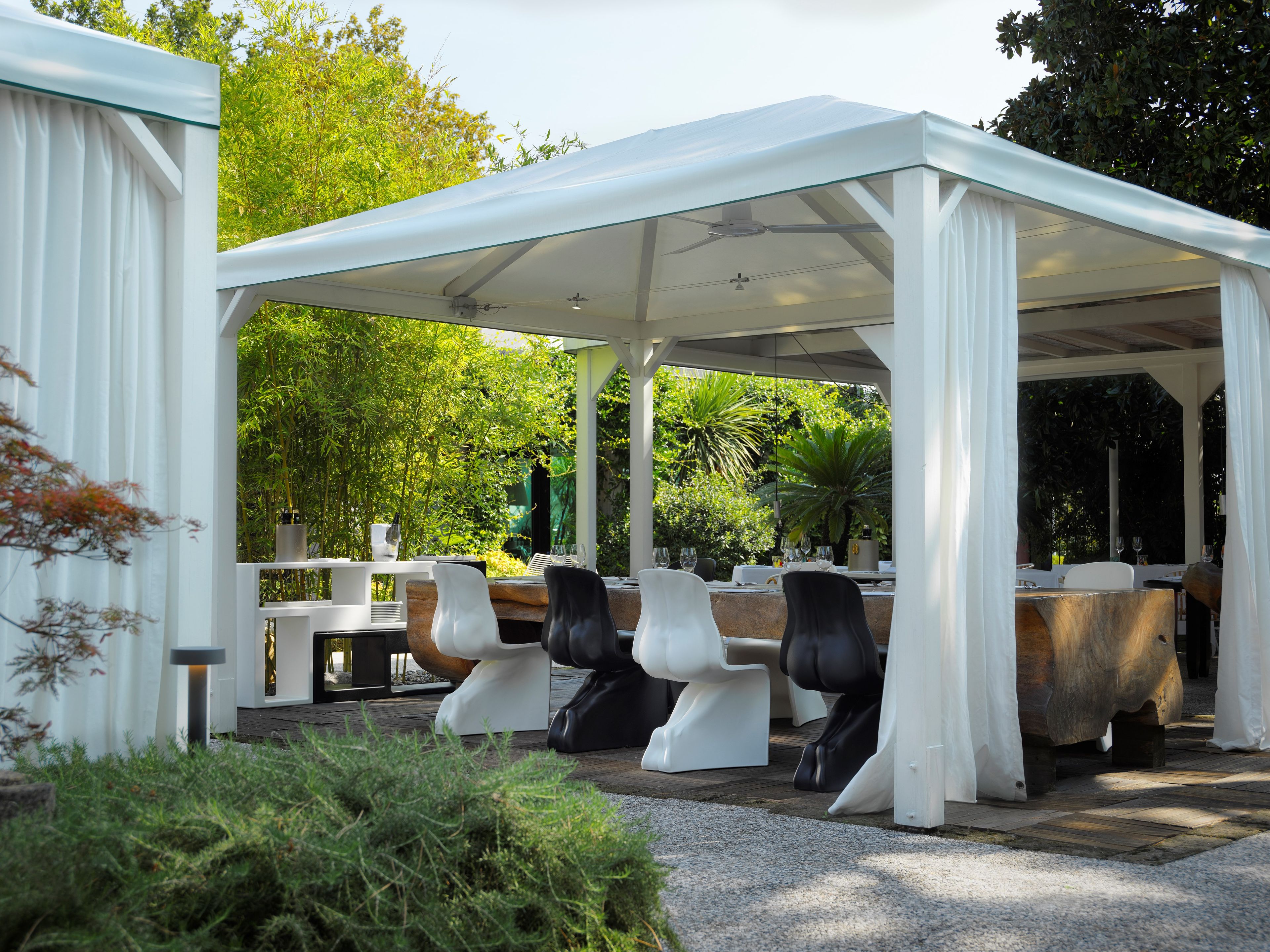 HIM GLOSSY Silla By Casamania & Horm | design Fabio Novembre