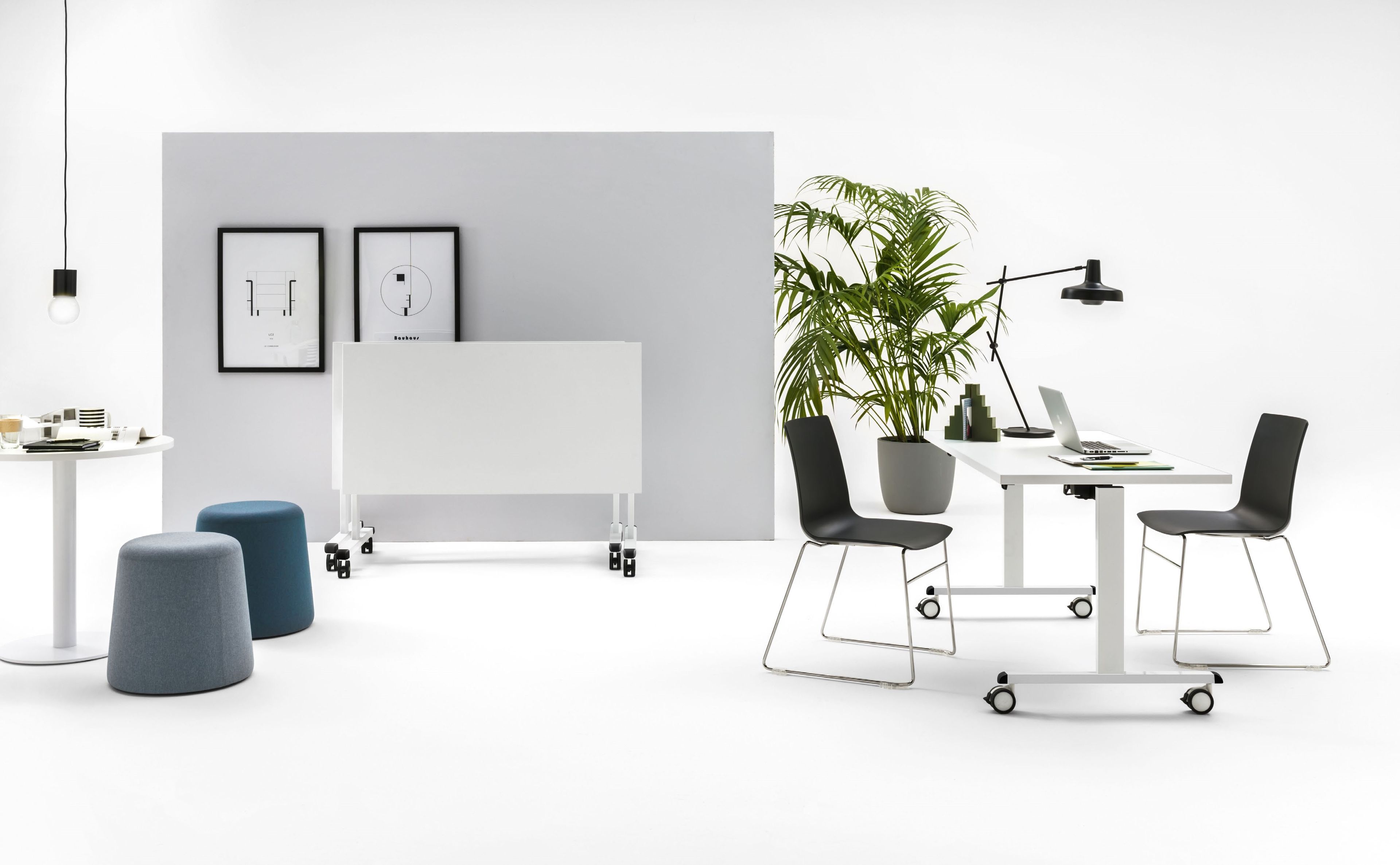 HIP-UP T-MATIC | Office desk Height-adjustable workstation desk By Ares ...