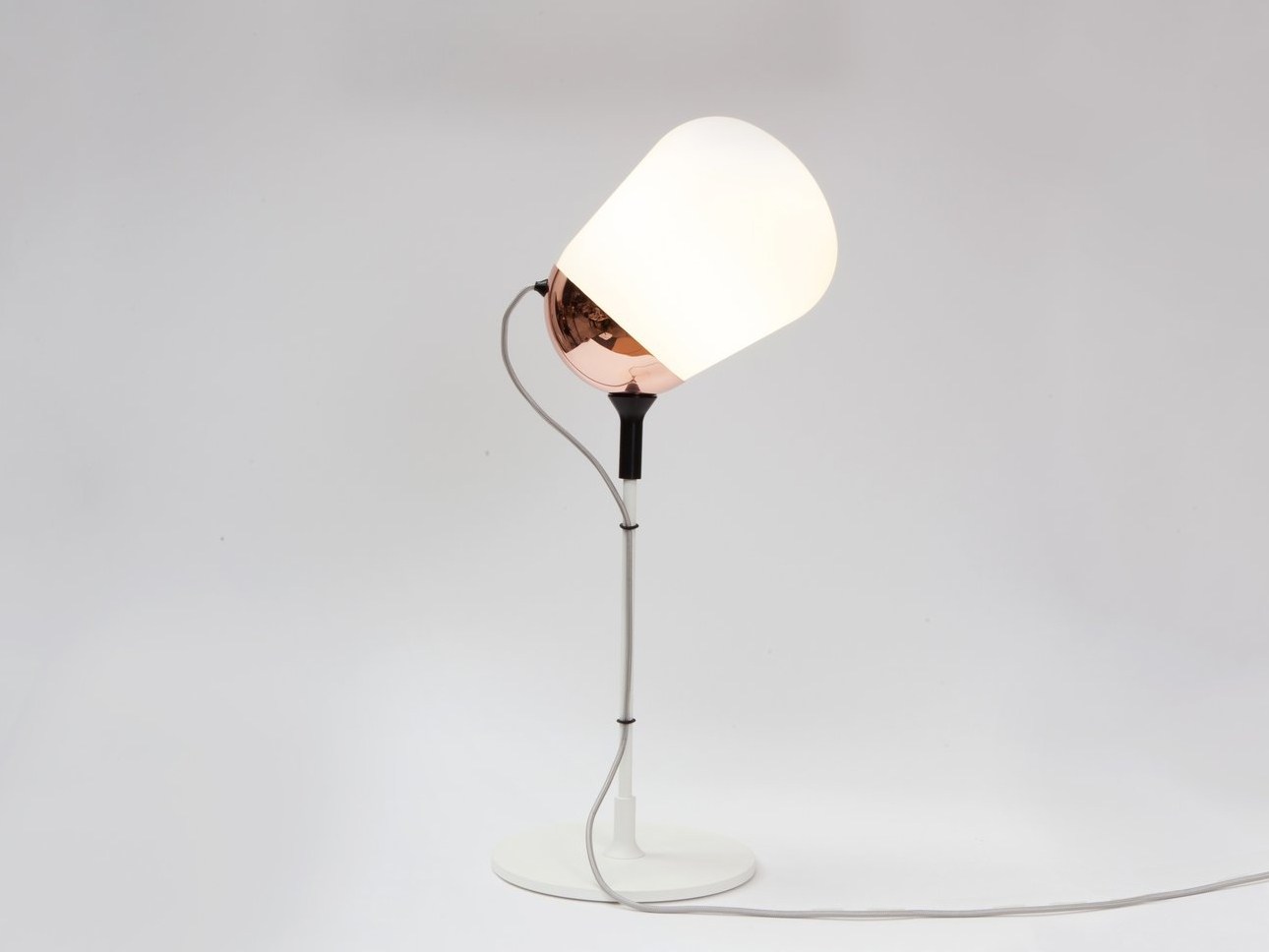 HIPPO | Table lamp By Vertigo Bird design A+A COOREN