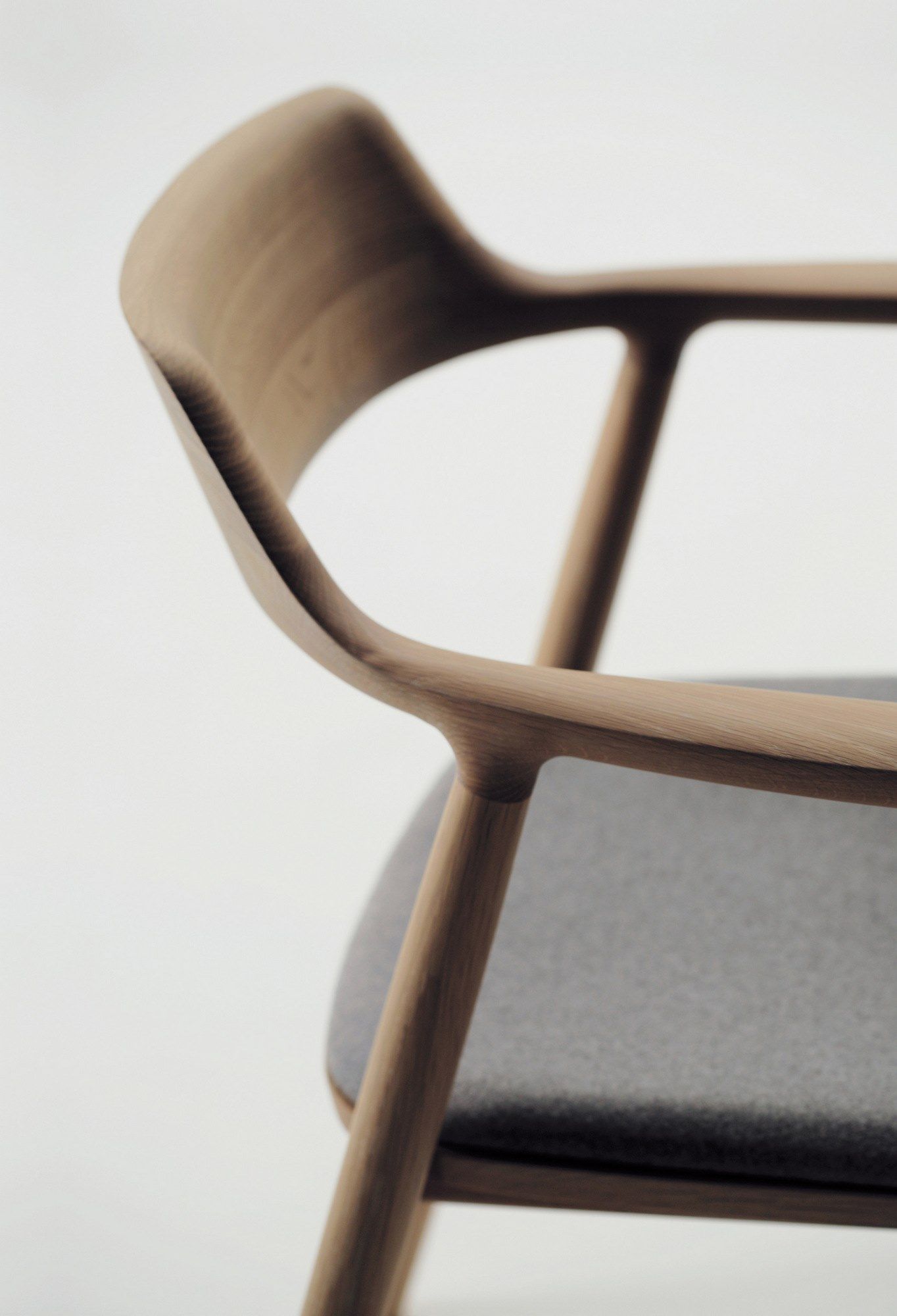 Chaise en chêne avec coussin intégré HIROSHIMA 2976-31/71 Collection ...