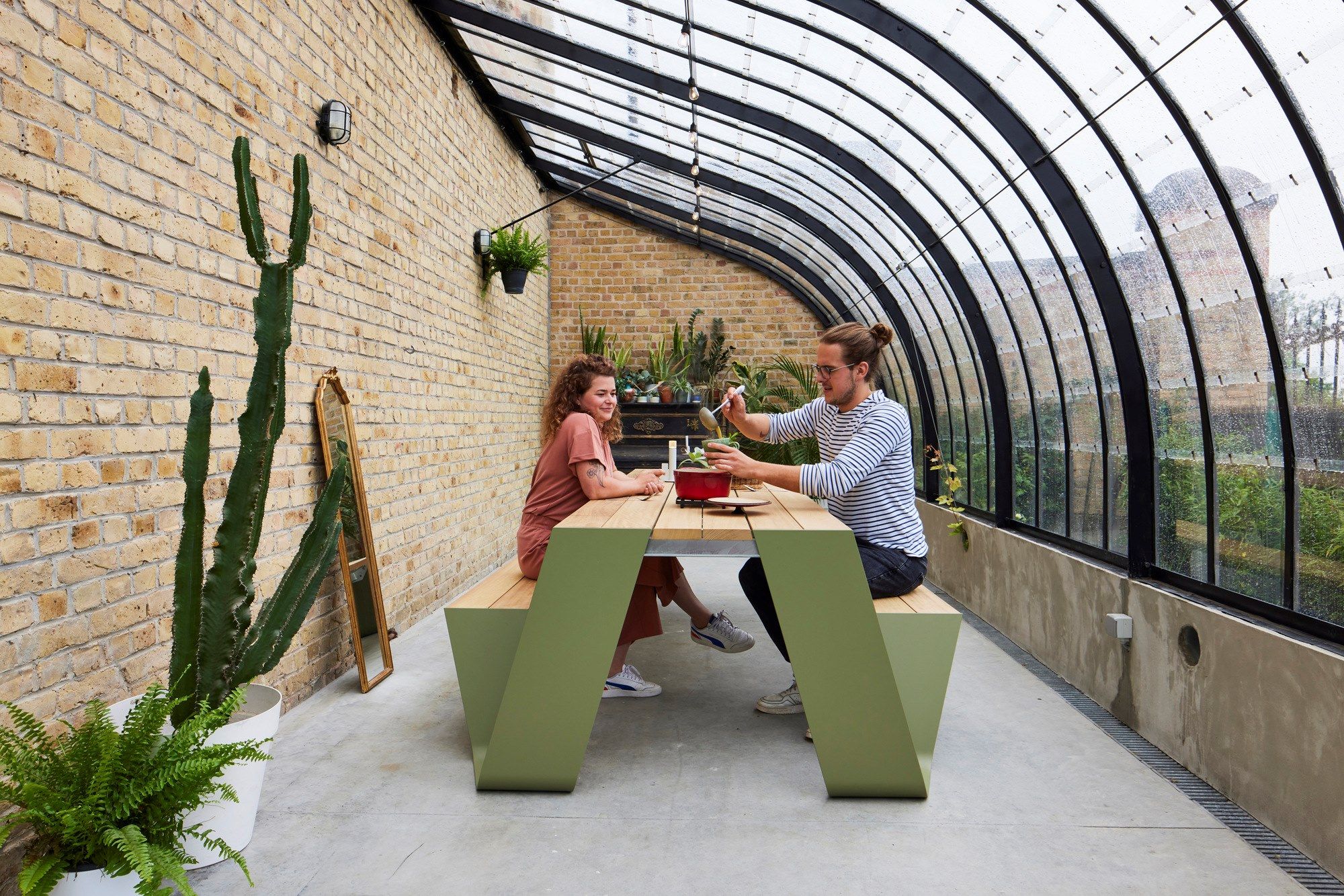 HOPPER PICNIC By Extremis design Dirk Wynants