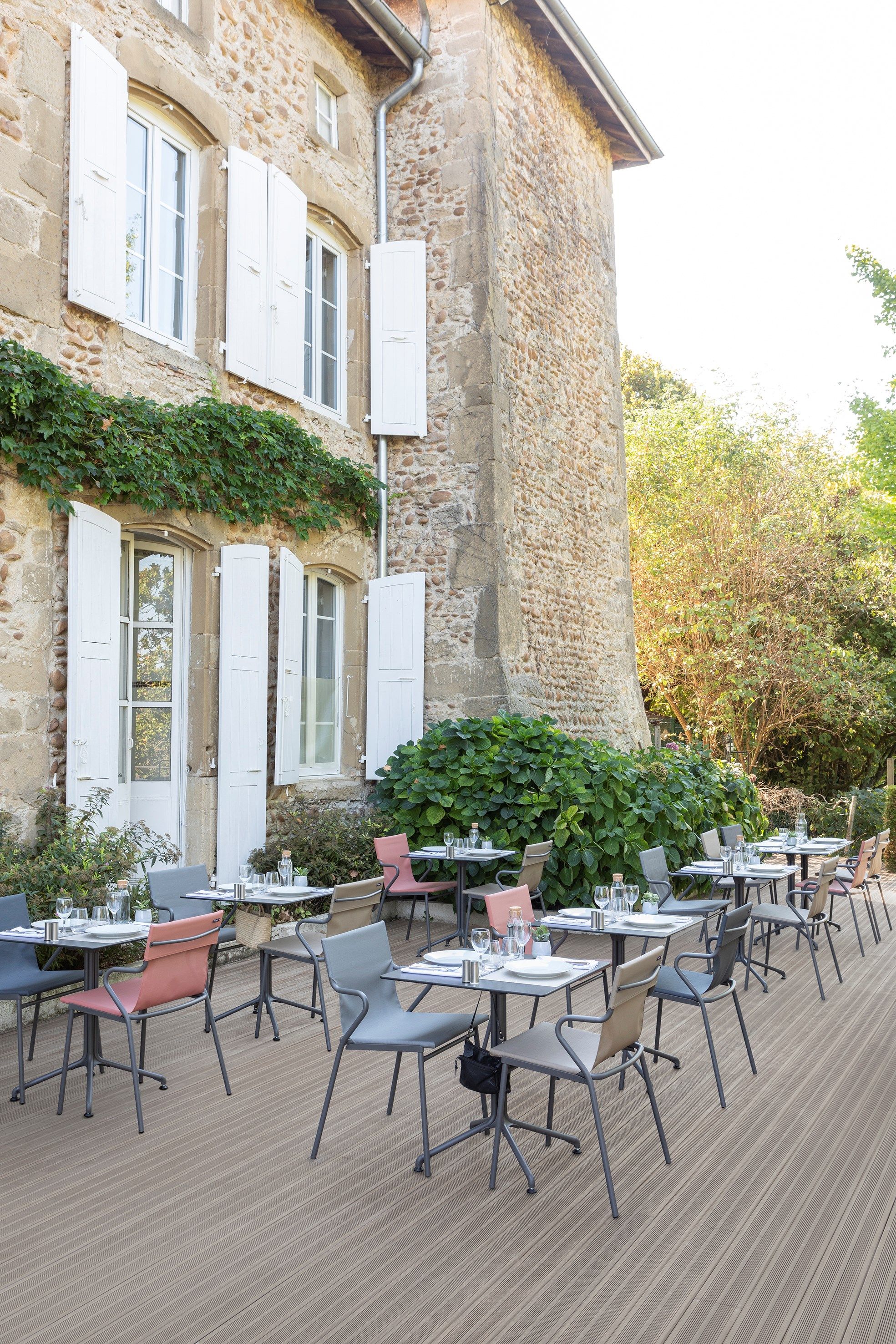 HORIZON | Square table By Lafuma Mobilier