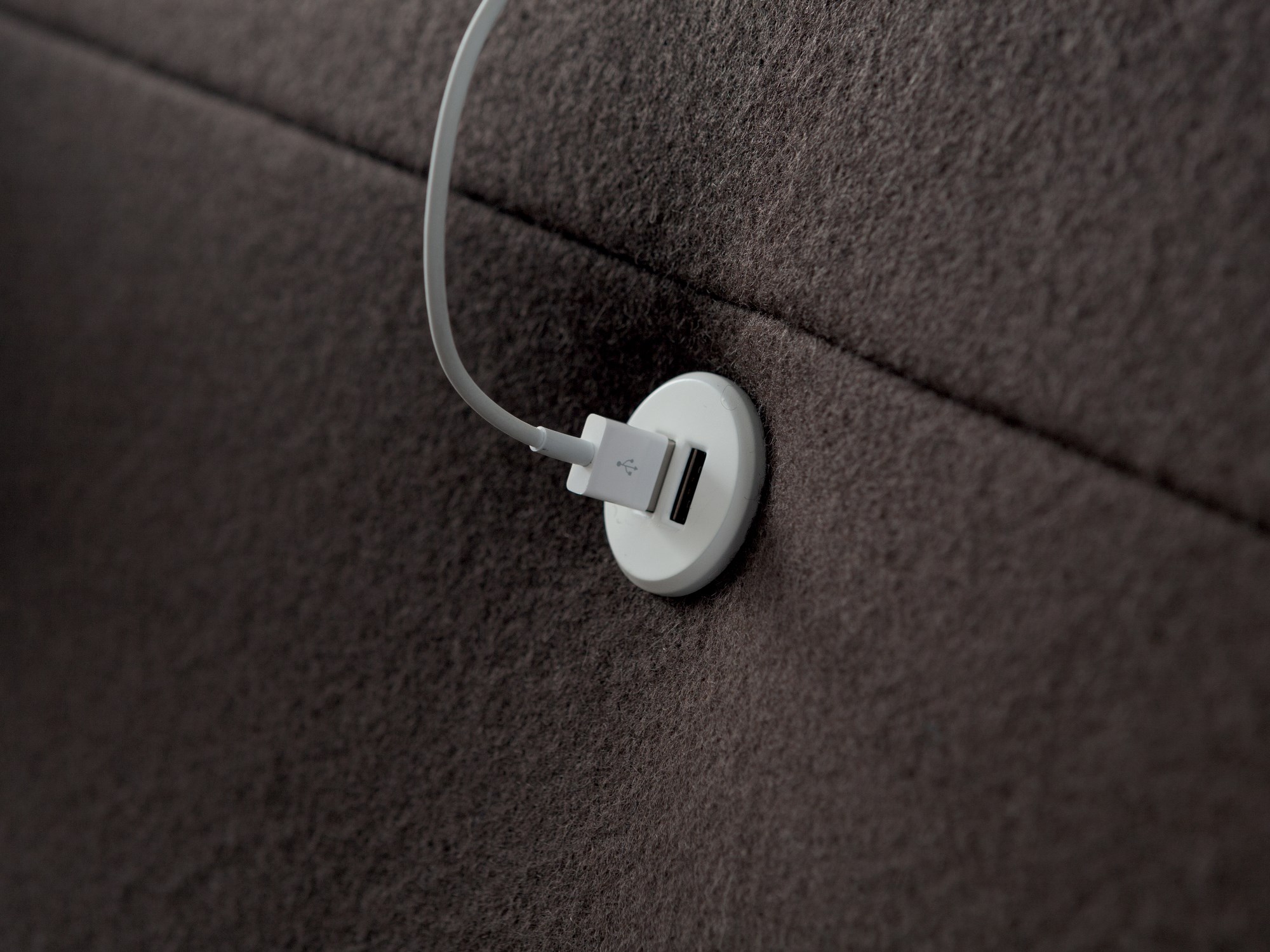 HUG 2 seater sofa By FANTONI