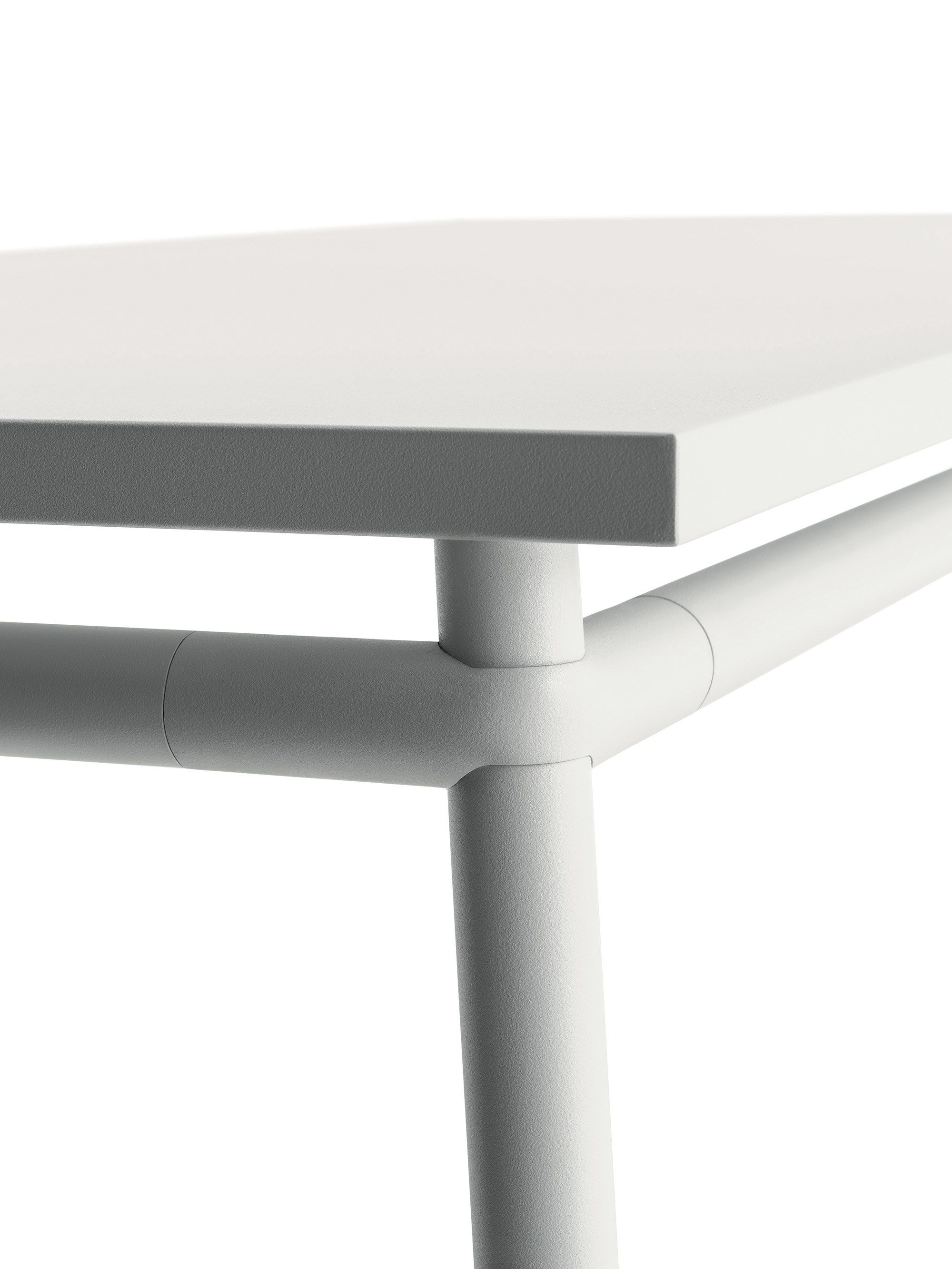 HUG | Rectangular table By Fantin design Giulio Iacchetti