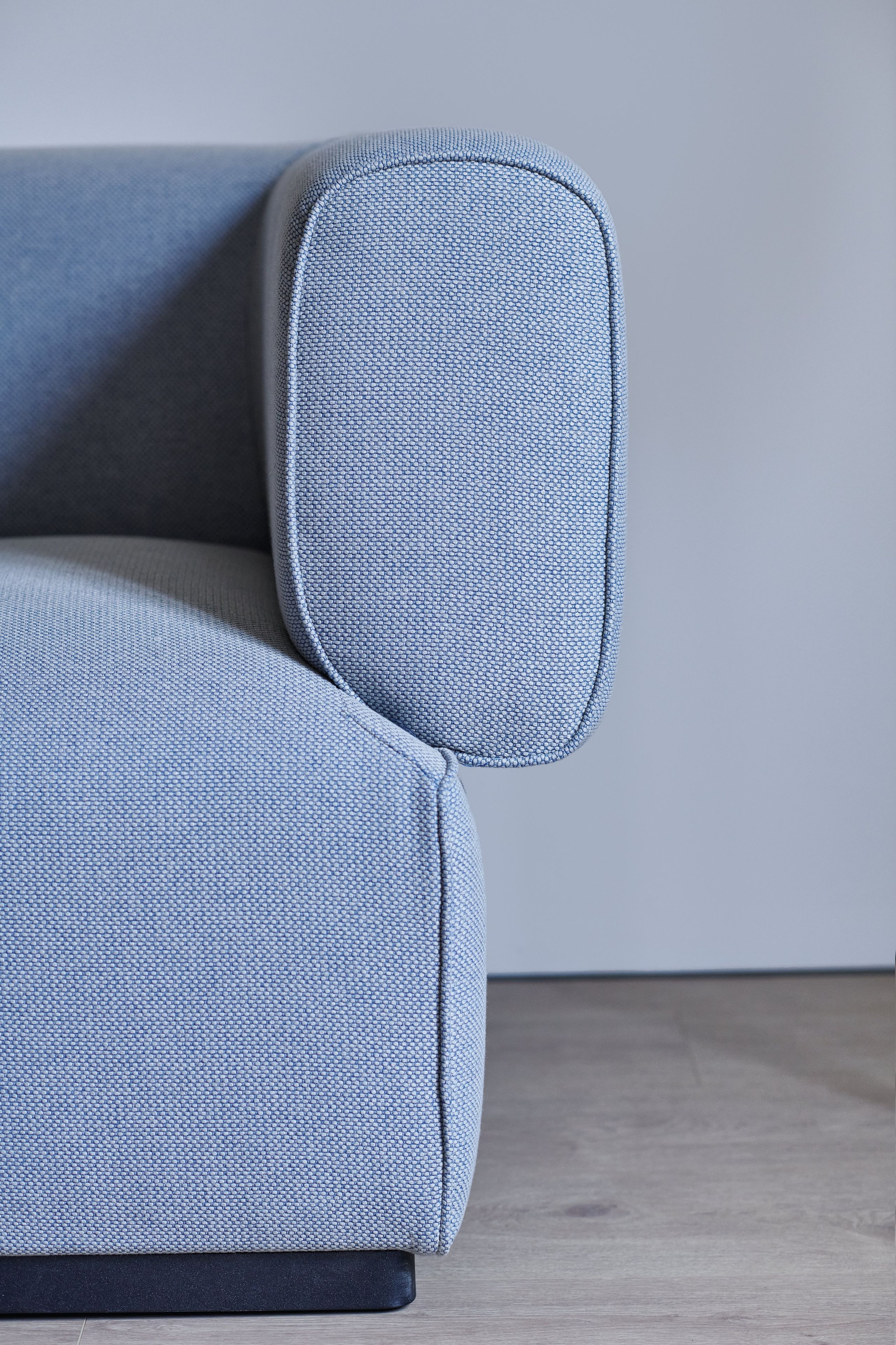 HUG | Sofa HUG Collection By Lebom design Francesc Rifé