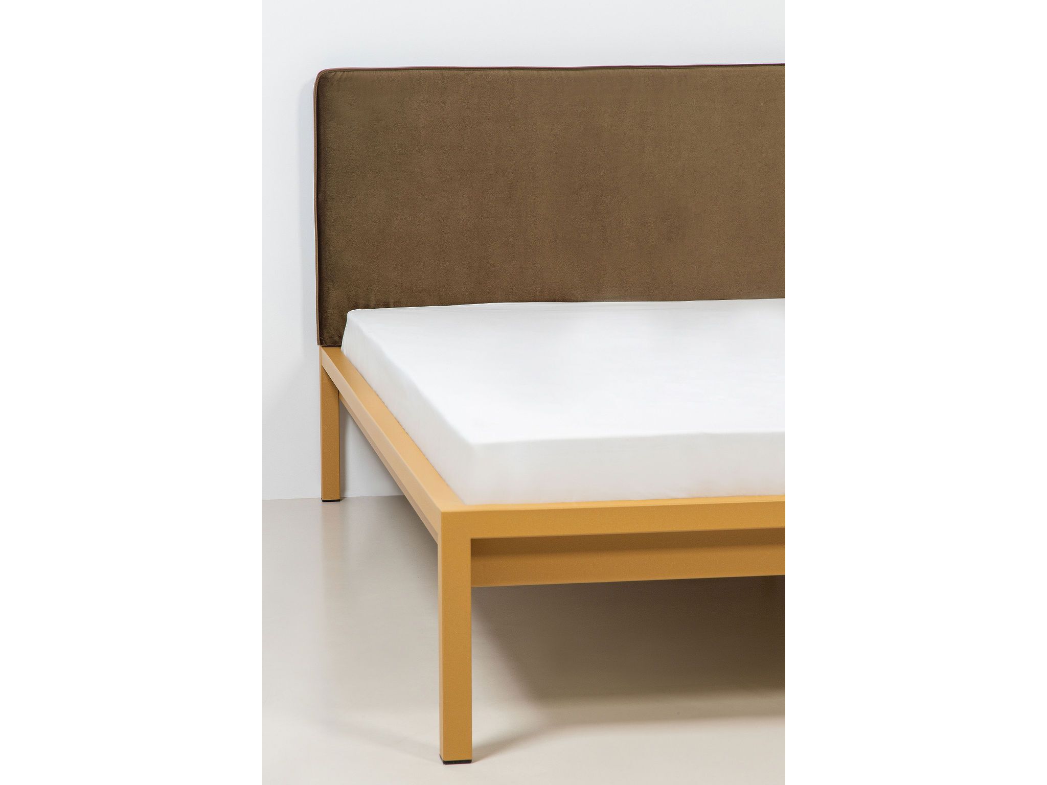 PURE Bed By Hans Hansen