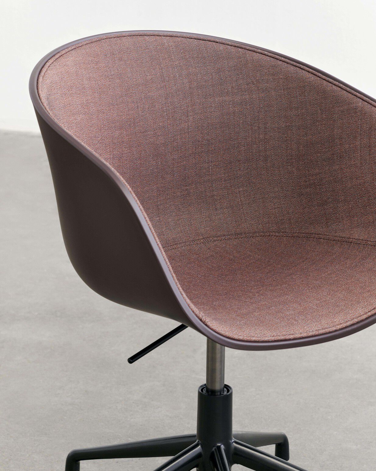 ABOUT A CHAIR AAC52 Swivel height-adjustable upholstered chair By Hay ...