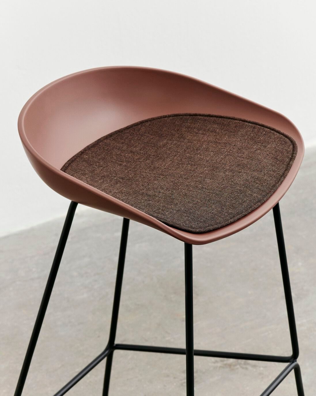 ABOUT A STOOL AAS 38 Barstool By Hay