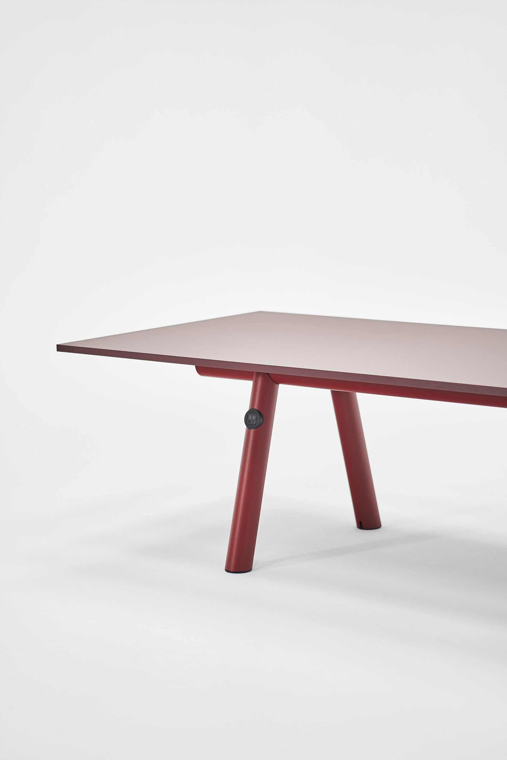 BOA Meeting table By Hay