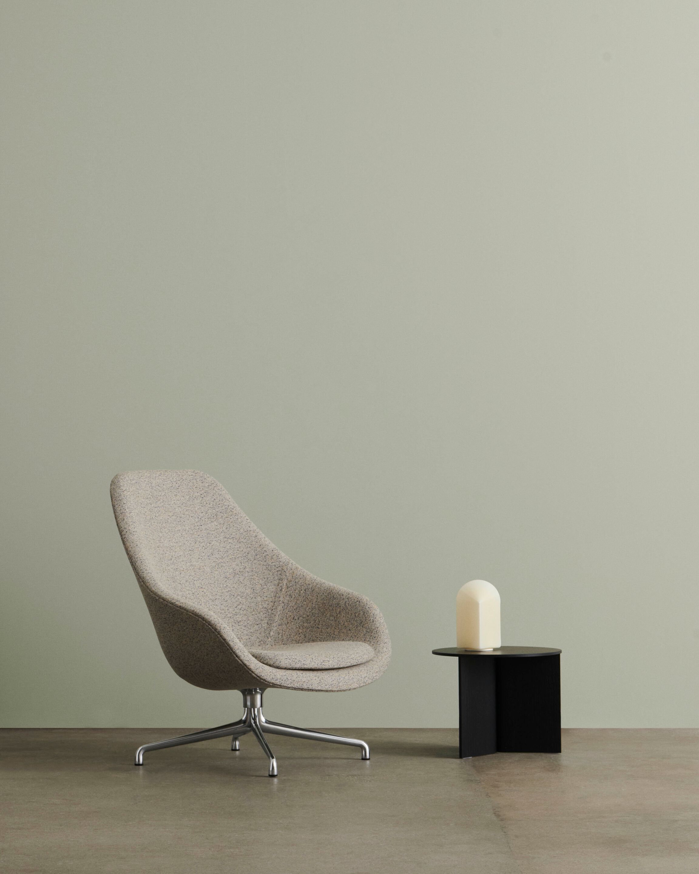 PARADE 台灯 By Hay | design Viola Heyn-Johnsen, Jonas Trampedach