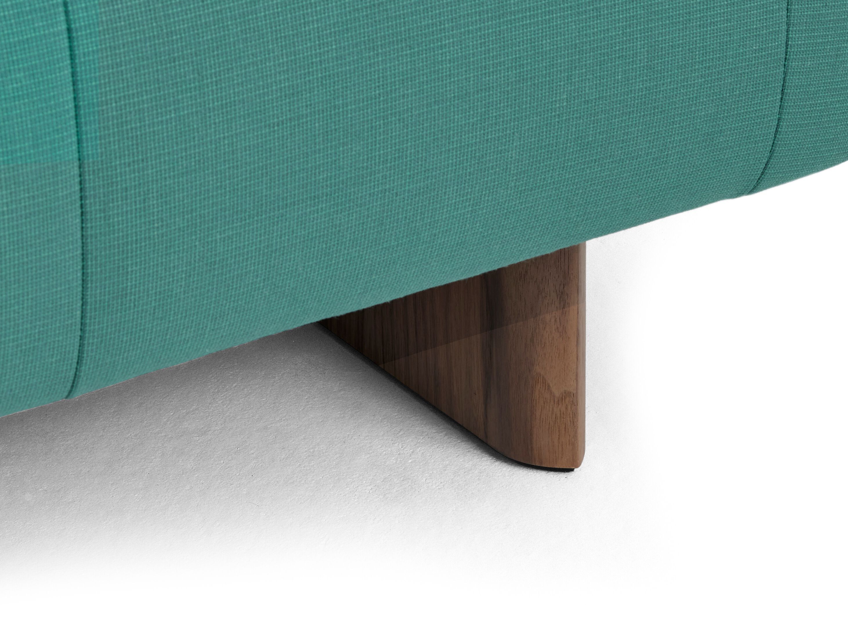 QUILTON LIFT 3 SEATER 3 seater upholstered sofa By Hay