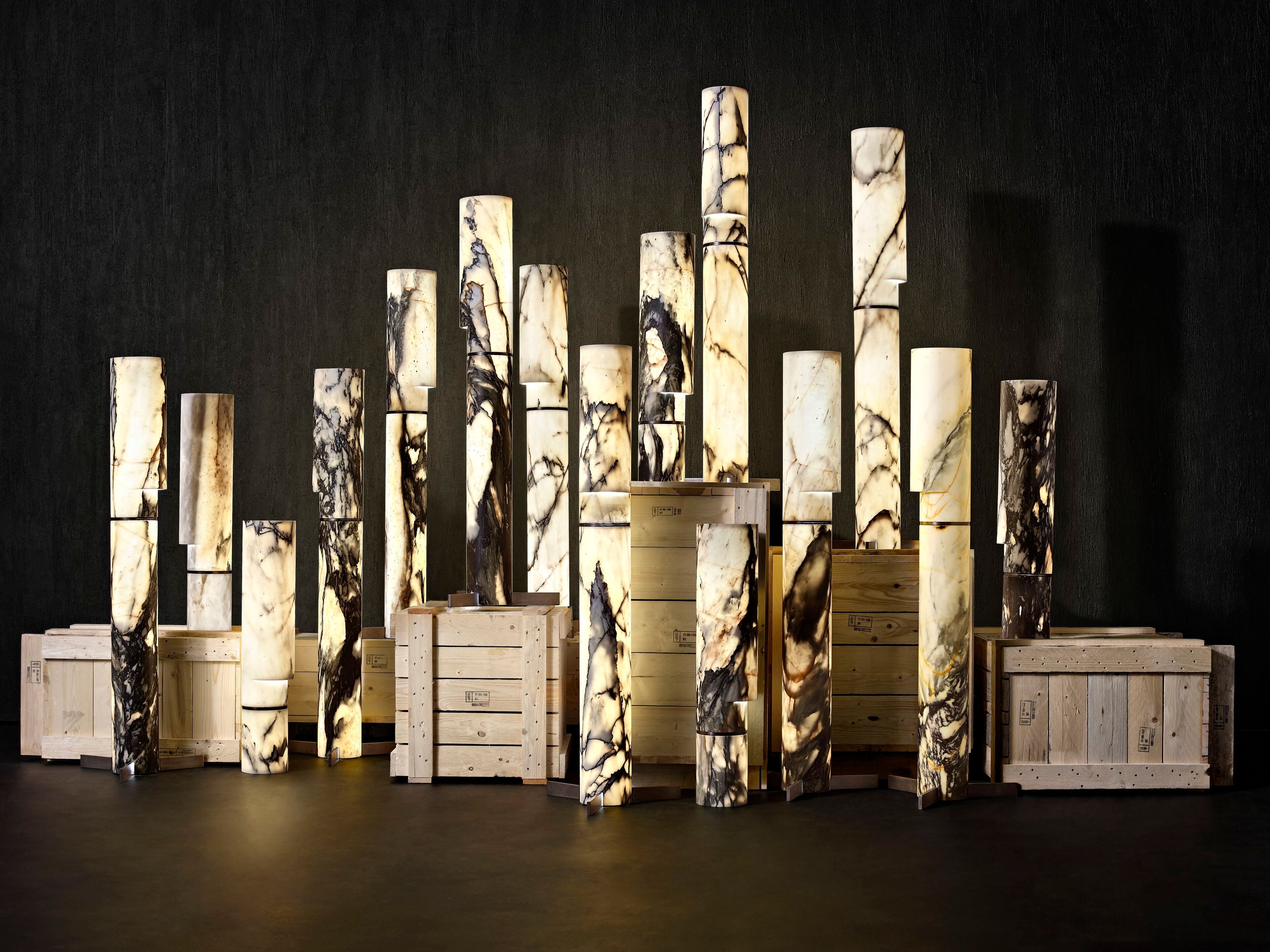 TEST-ONE Onyx table lamp By Henge | design Ugo Cacciatori