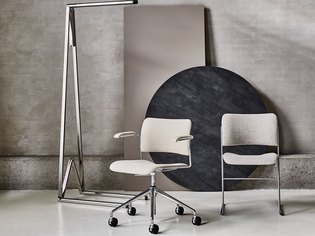 40/4 Stackable sled base chair By Howe | design David Rowland