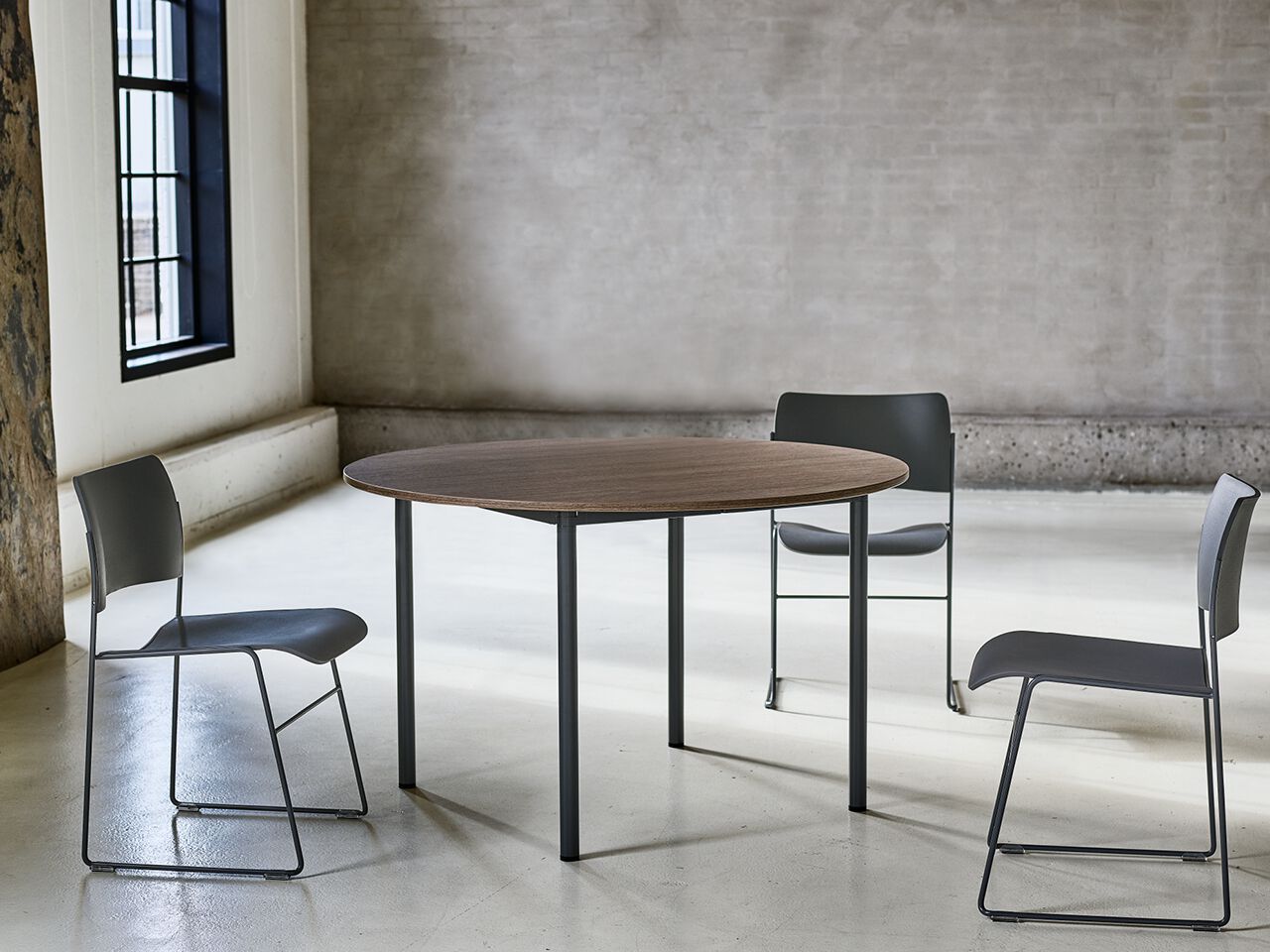 SIMPLA | Folding table Stacking folding table By Howe | design John Bollen