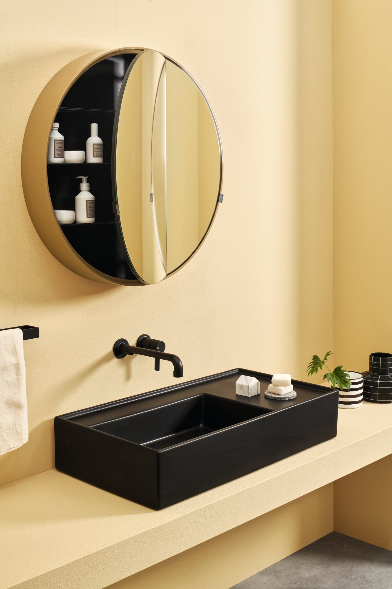 I CATINI ROUND BOX Round wall-mounted mirror with cabinet By Ceramica ...