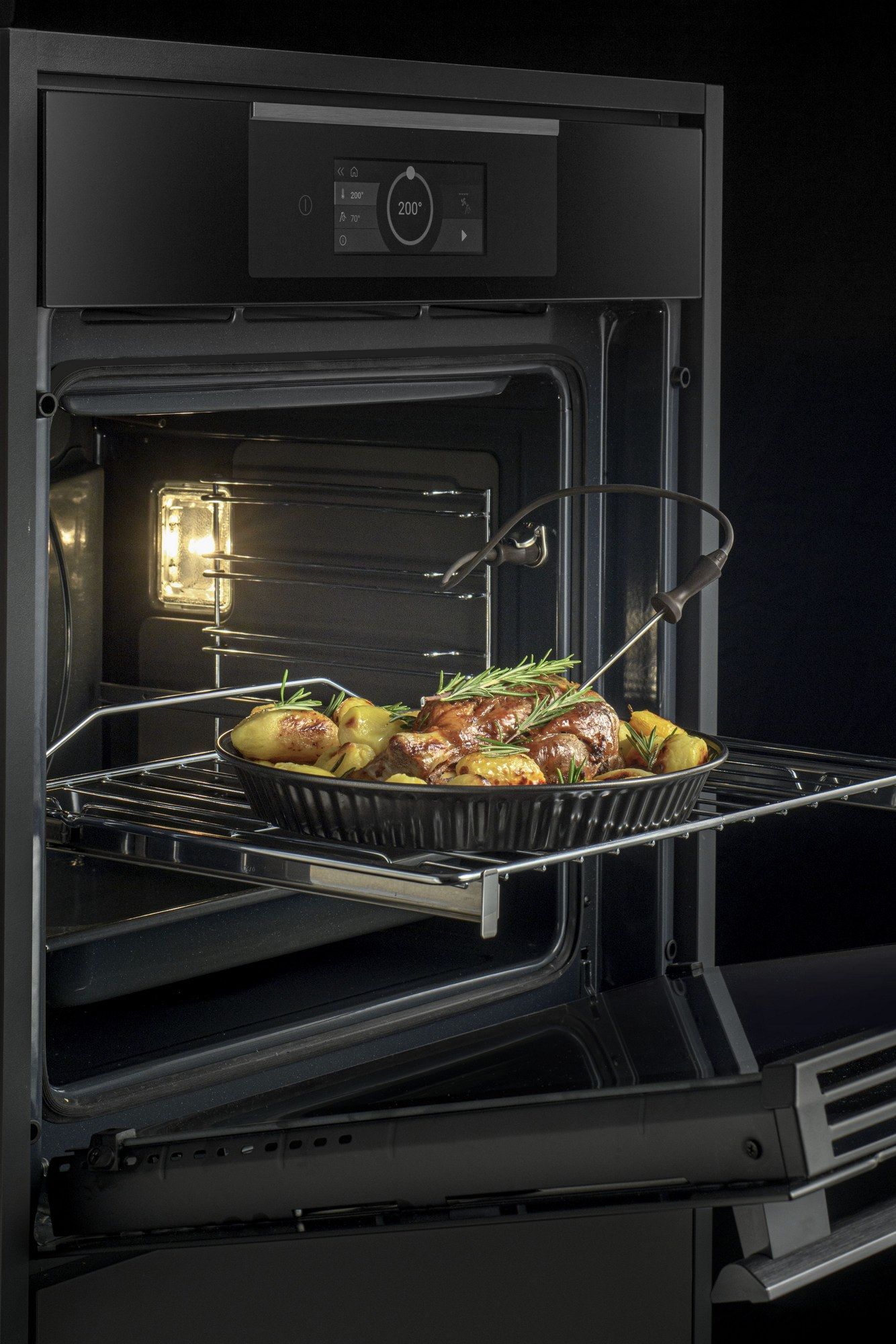I-TOUCH - HWO60SM5T5BH Built-in electric touch screen oven By Haier