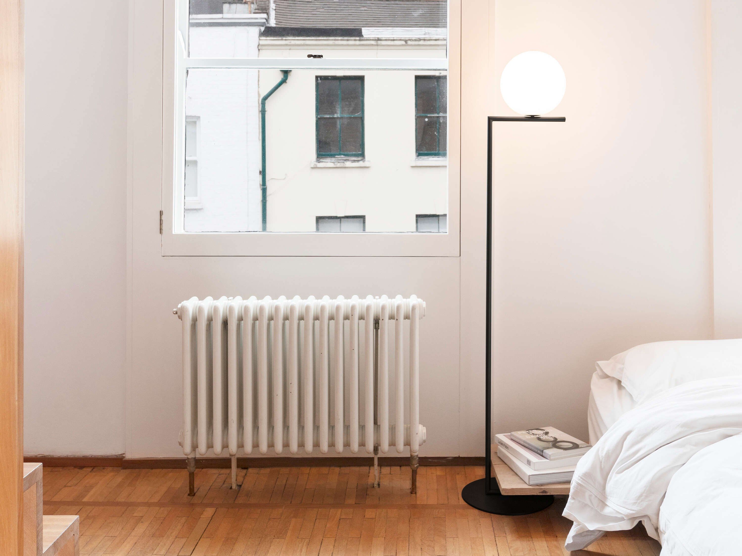 IC LIGHTS F1 Floor lamp By Flos | design Michael Anastassiades designer