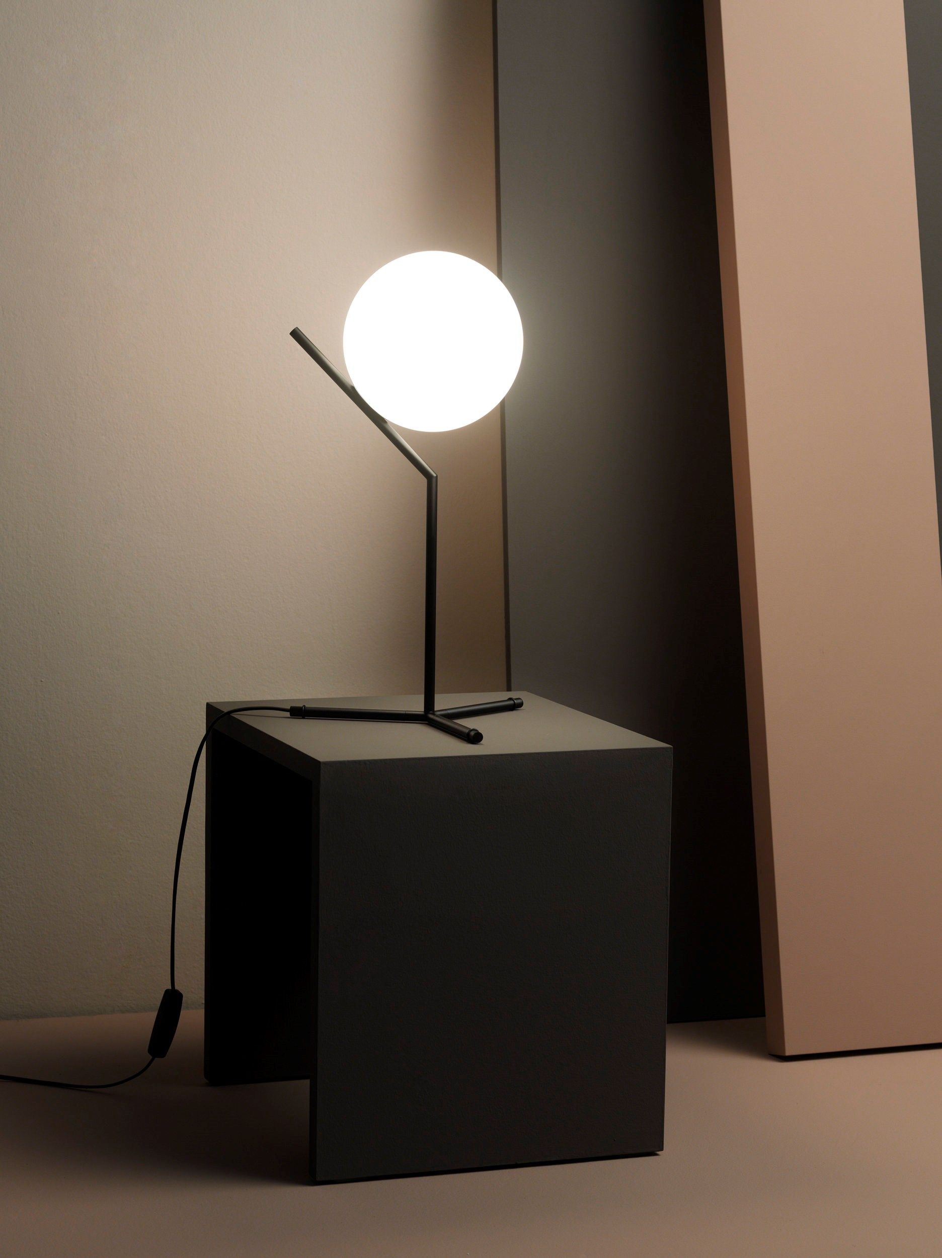IC LIGHTS T1 HIGH table lamp By Flos design Michael Anastassiades