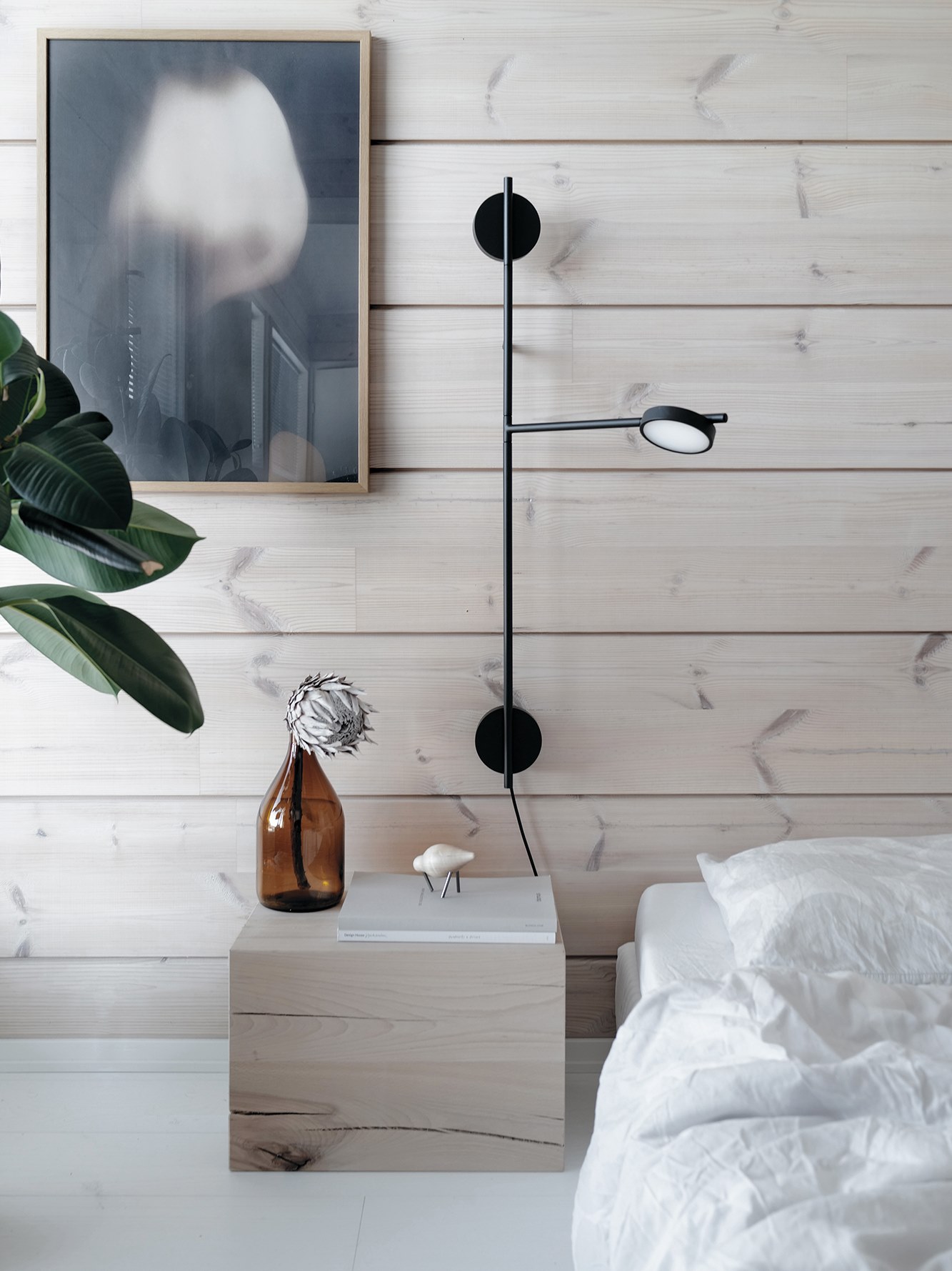 IGRAM Wall lamp By Grupa | design Grupa Studio
