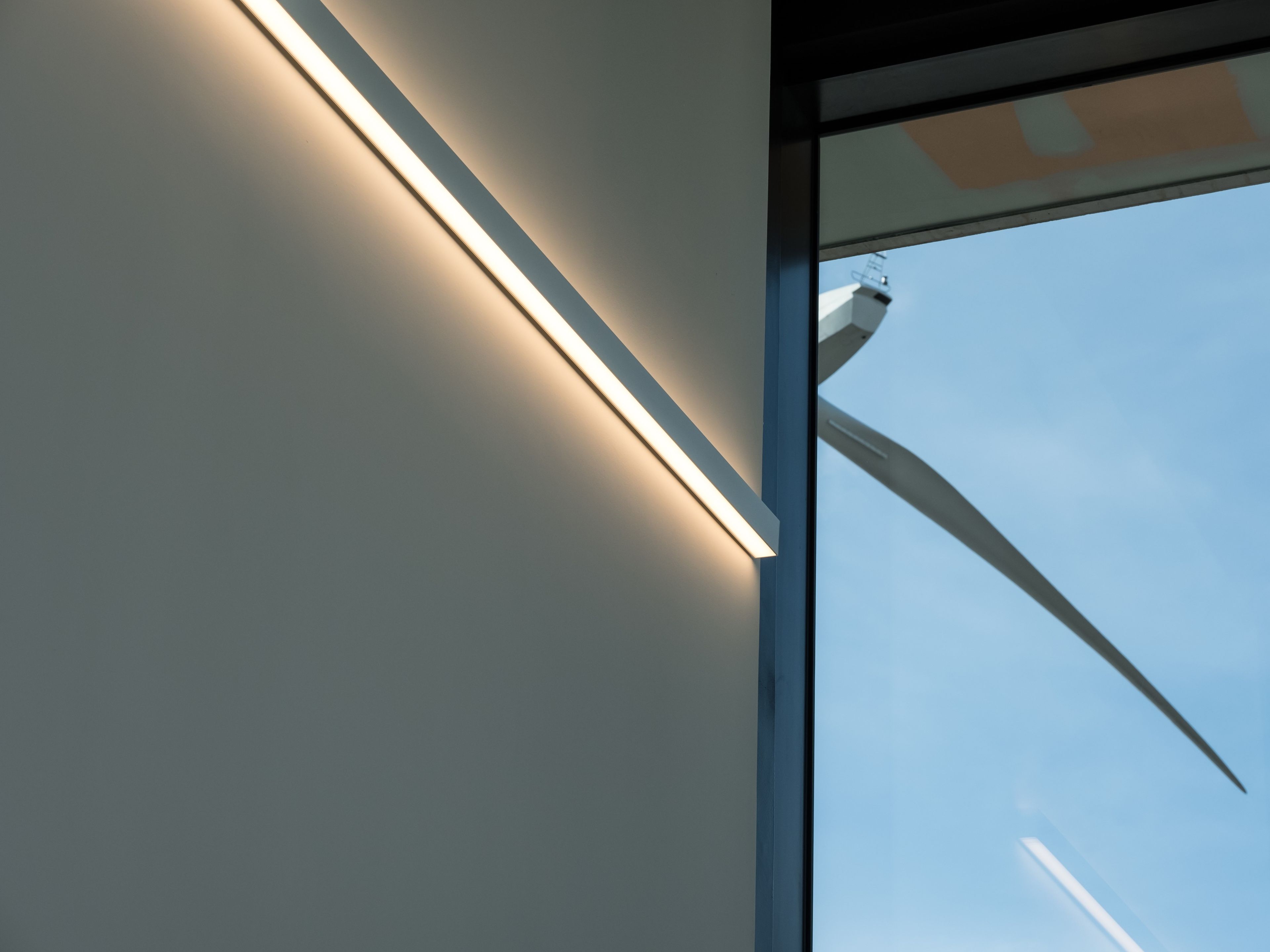 ILO SYSTEM Linear lighting profile By LED Luks