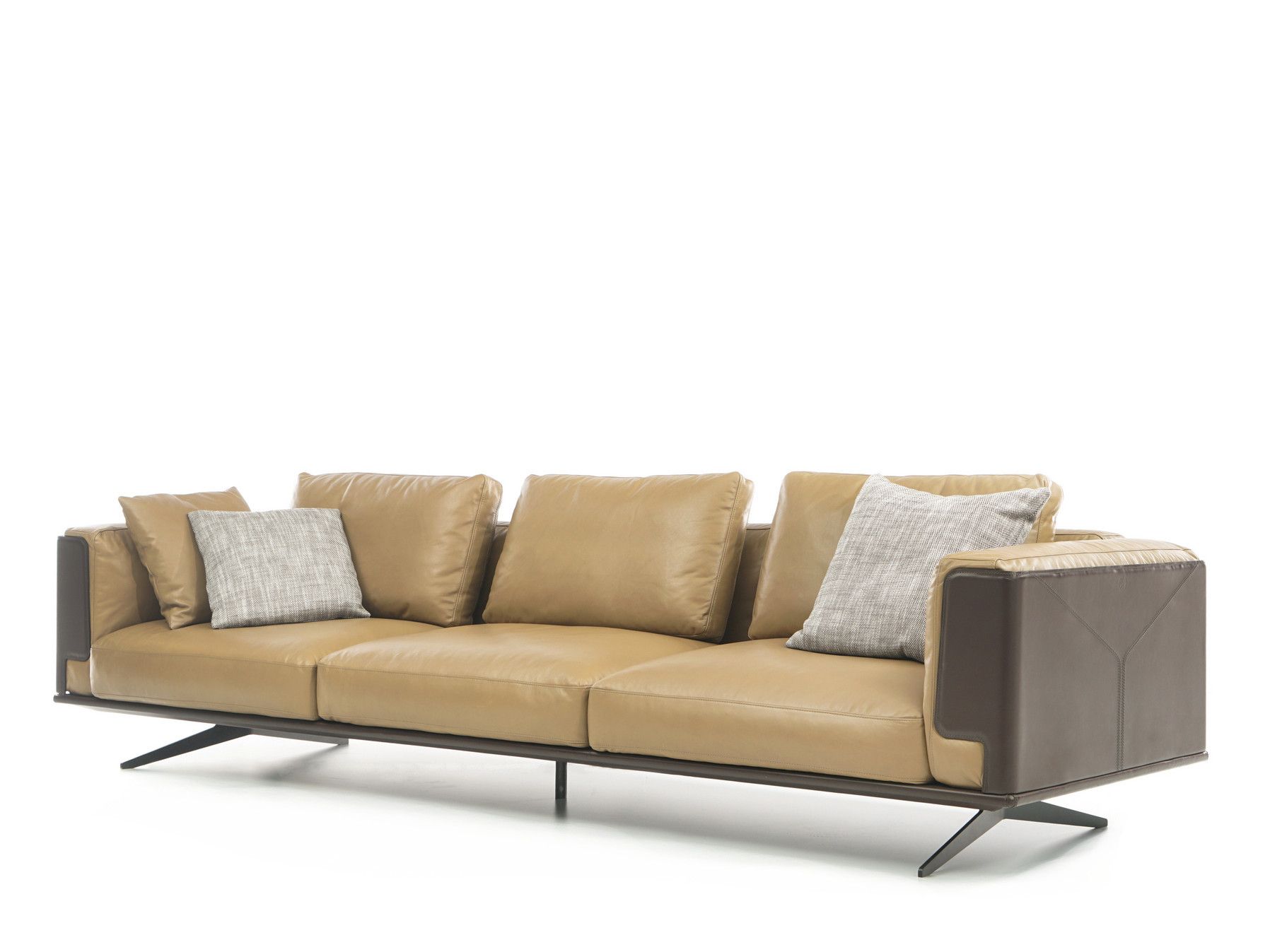 IMPERIOUS 3 seater leather sofa By ENNE | design Maurizio Manzoni