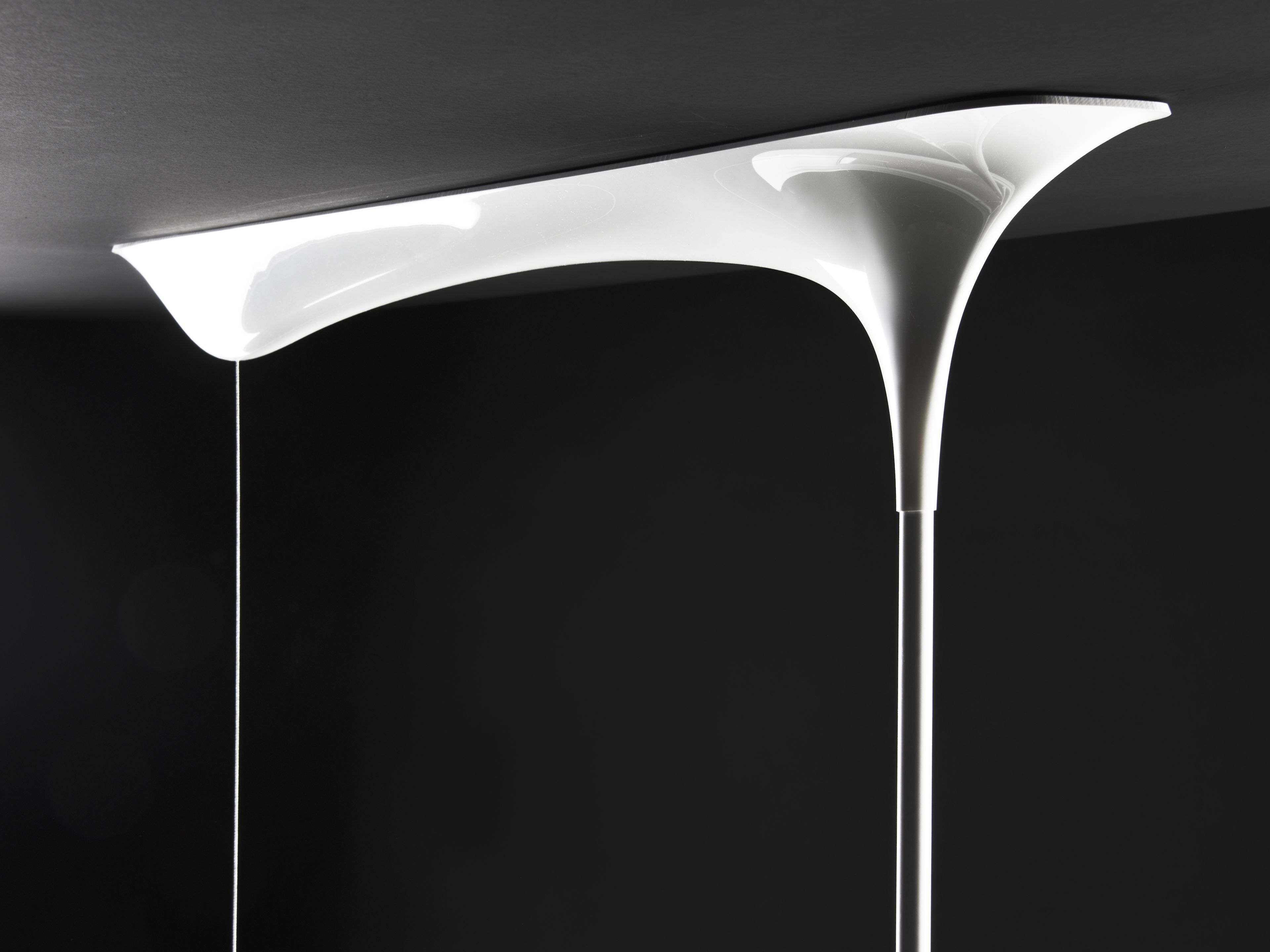 LED pendant lamp IN-TENSE By PERFORMANCE iN LIGHTING