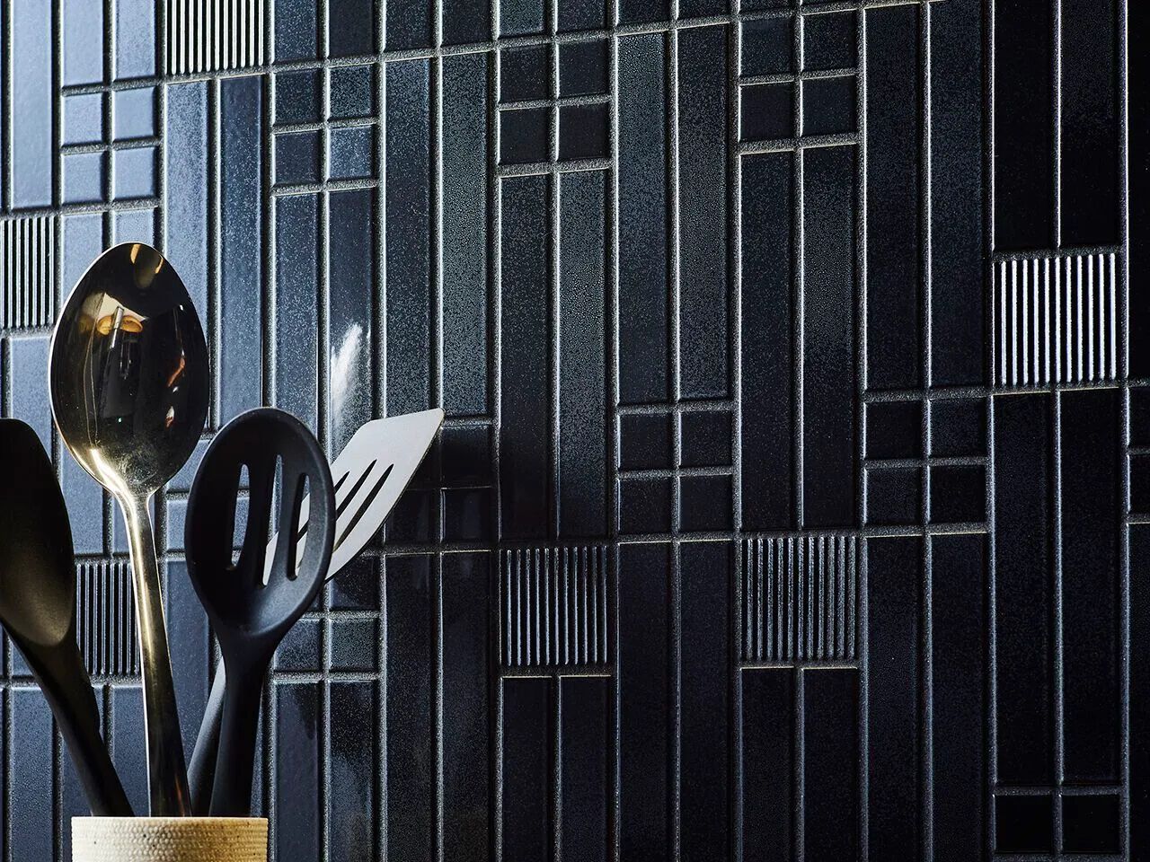 BIYUSAI BLACK Wall tiles By INAX