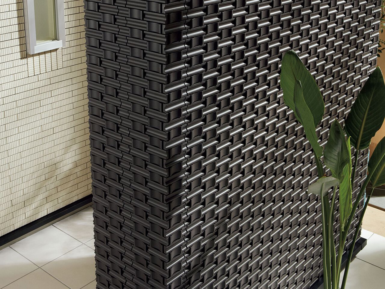 CROCHET Indoor/outdoor ceramic 3D Wall Cladding By INAX