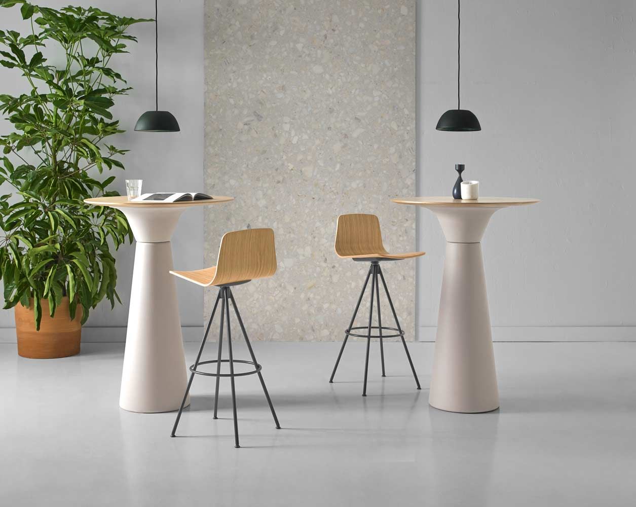ESSENS Table base By INCLASS