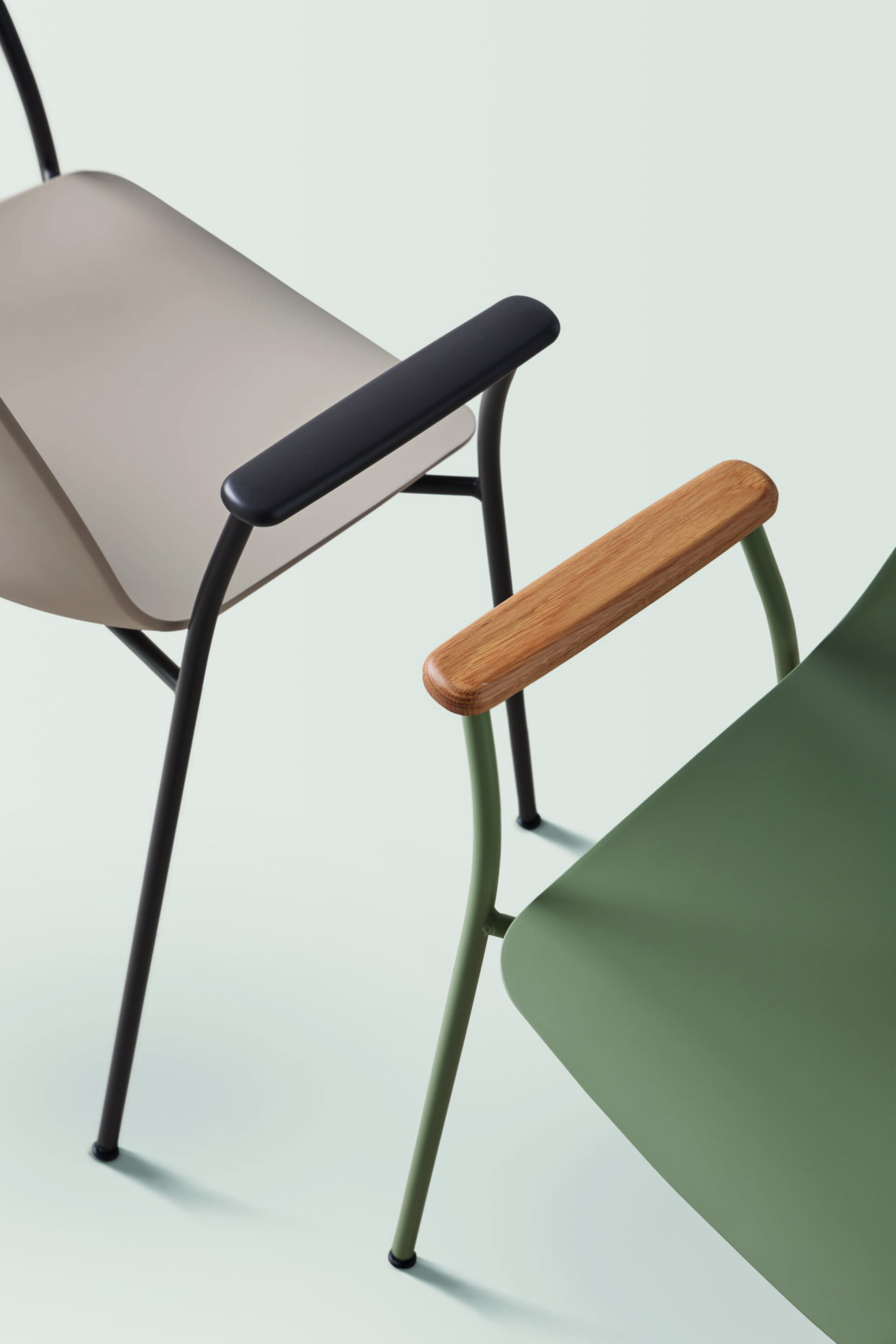 VARYA XL Stackable polypropylene chair with armrests By INCLASS ...