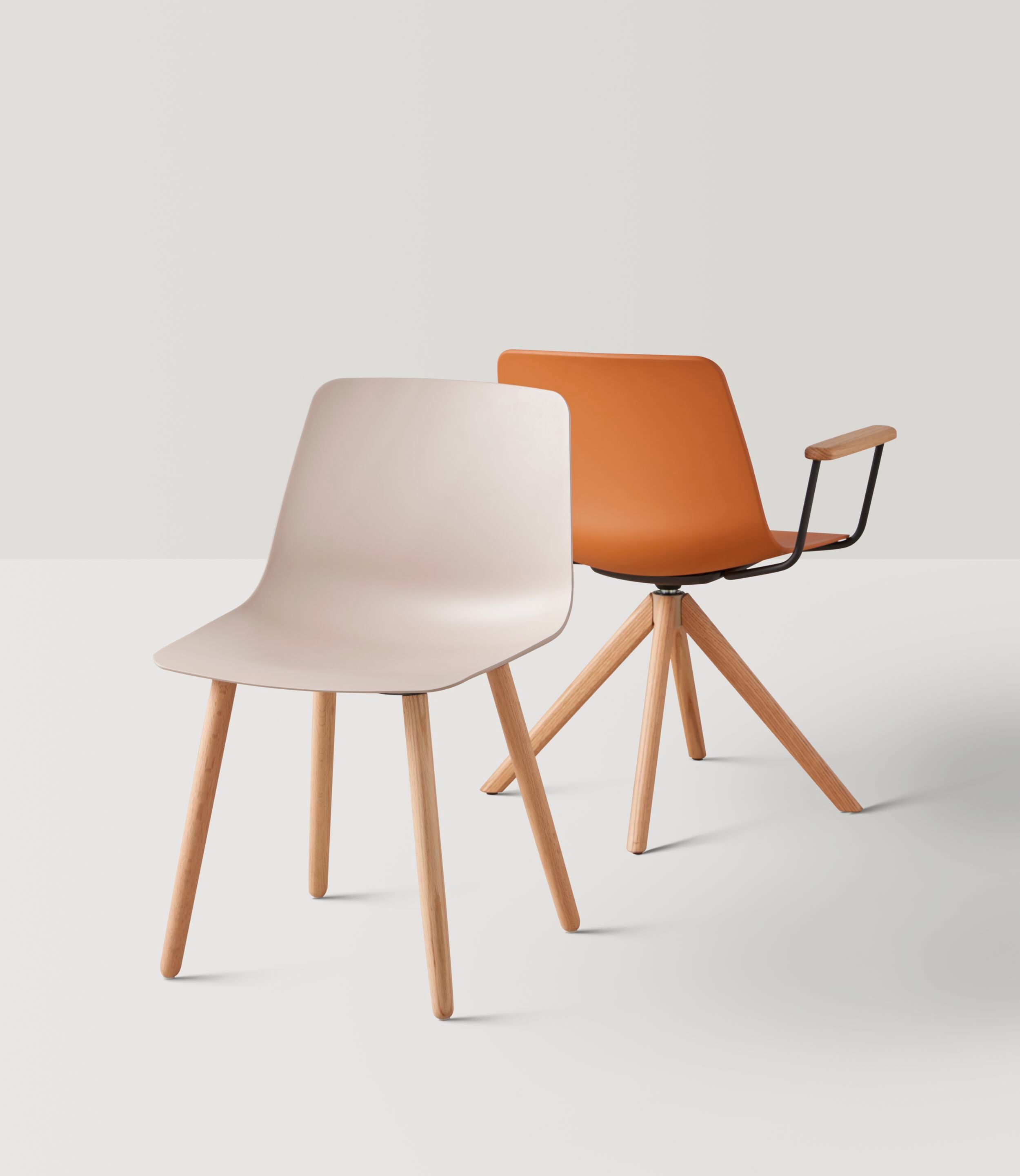 VARYA XL Polypropylene chair By INCLASS | design Simon Pengelly